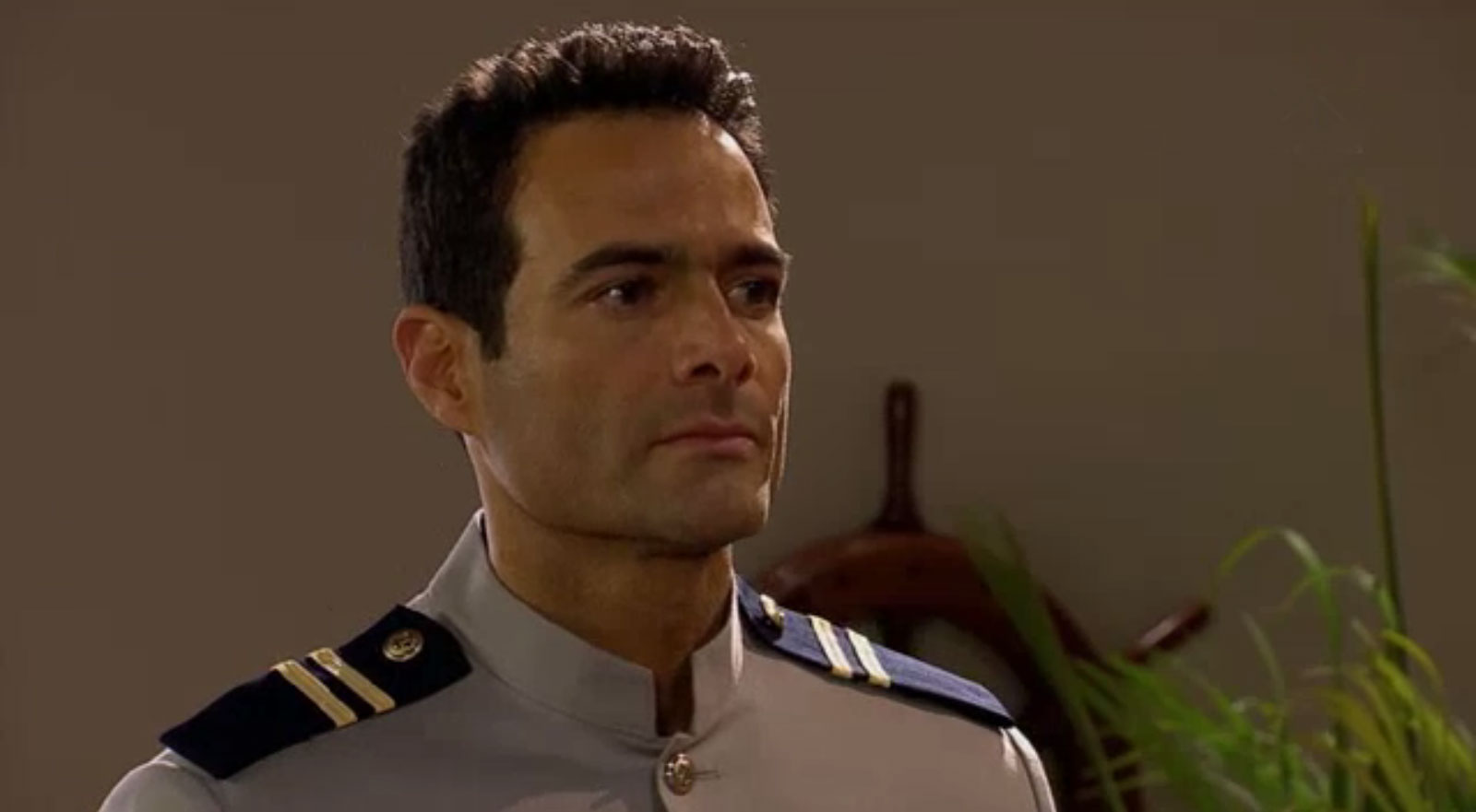 Capítulo 66 Lo que la vida me robó: José Luis es dado de baja de la ...