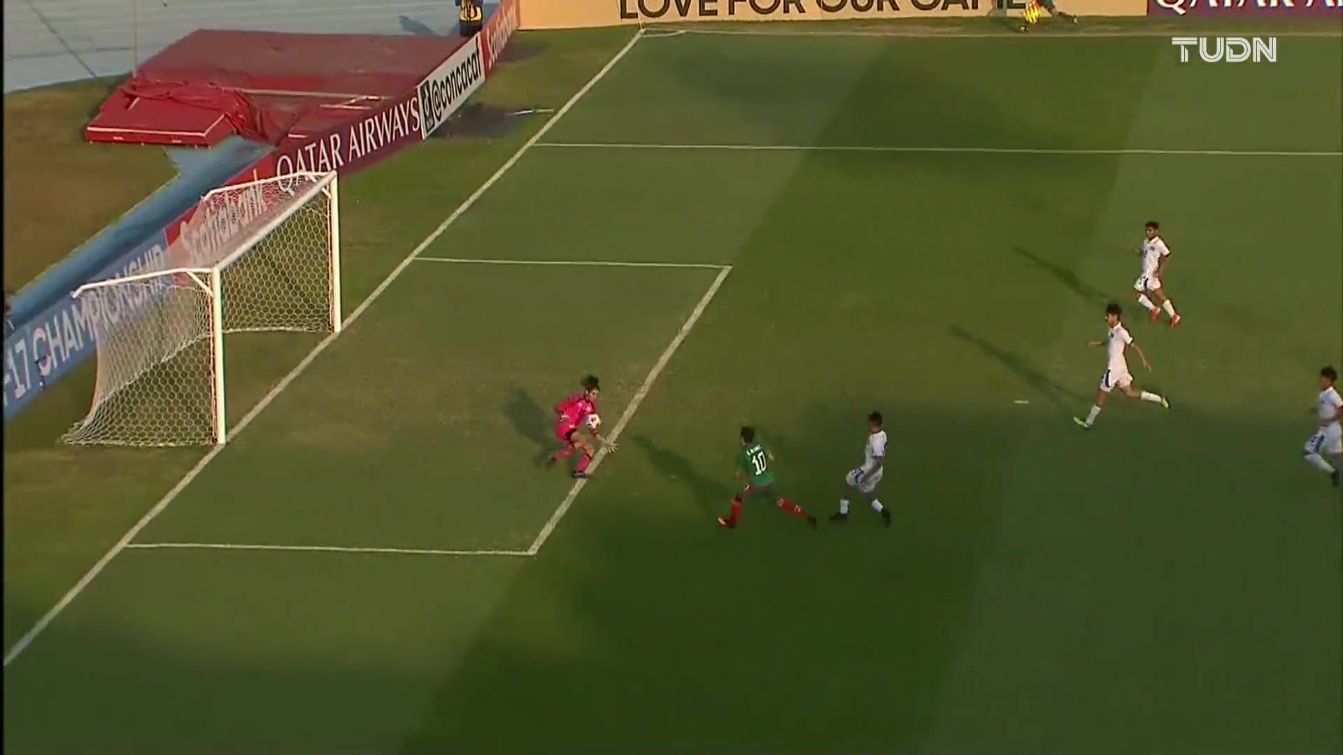 ¡Les perdonó la vida! Gael Álvarez deja escapar una muy clara ante El ...