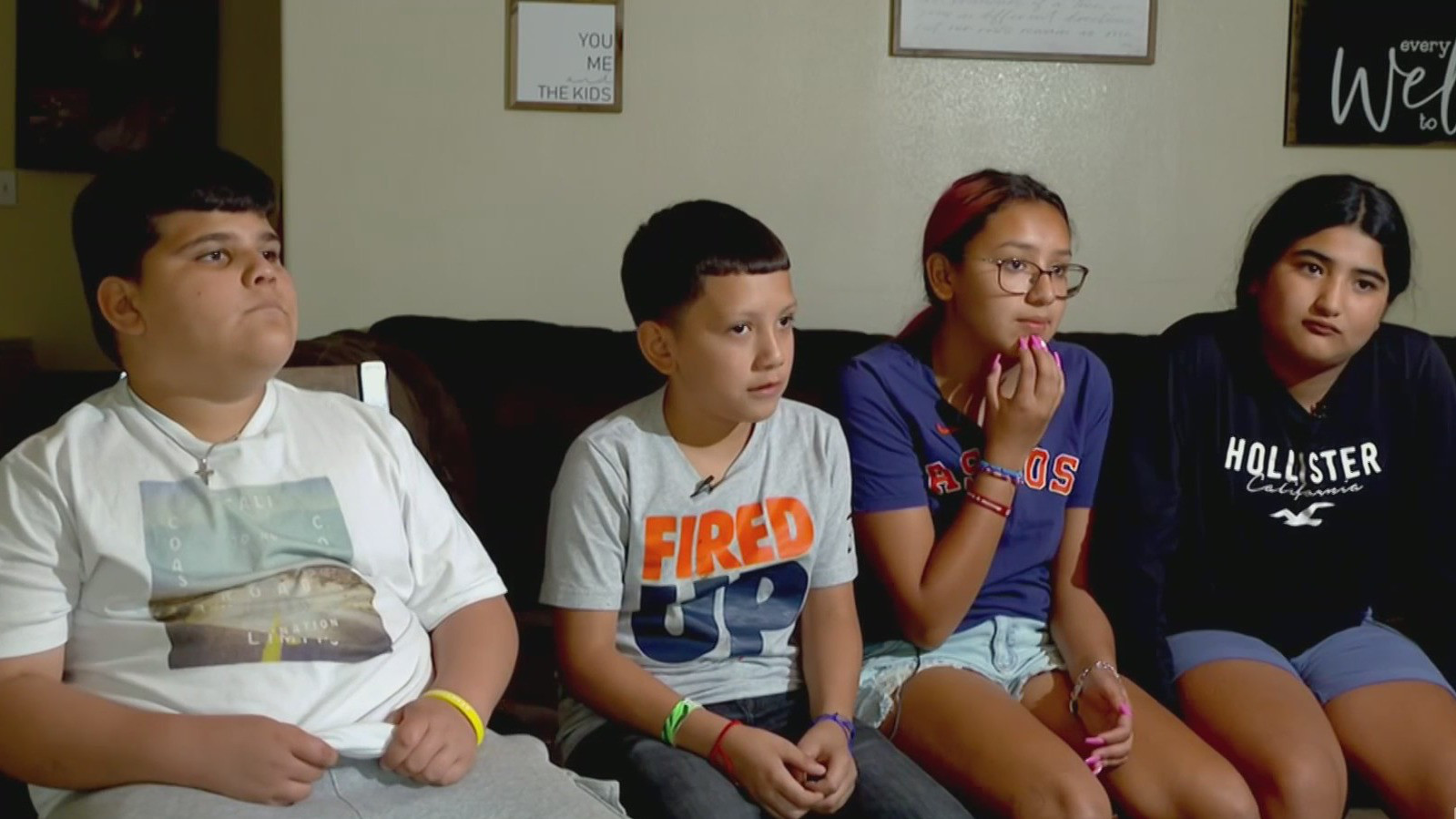 Una masacre hizo que cuatro niños se hicieran inseparables | Shows Aquí ...