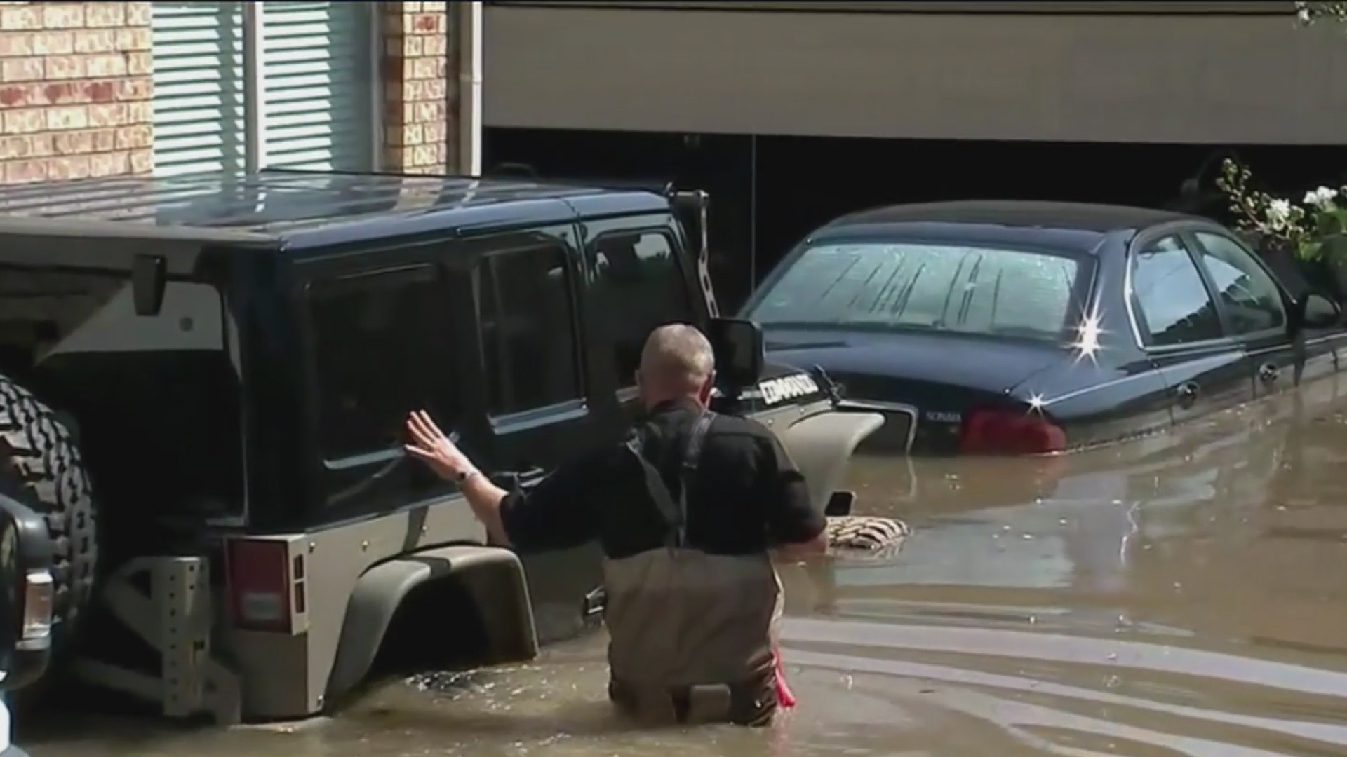 ¿Cómo saber si un auto fue afectado por una inundación? | Shows ...