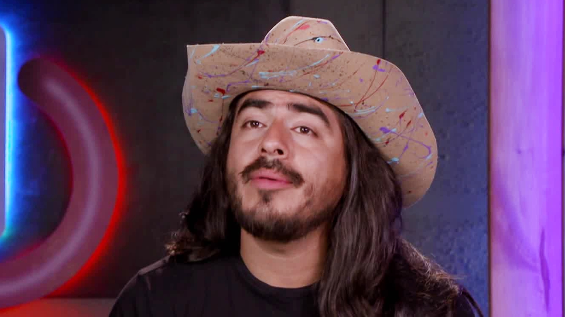 Rey Grupero Comenzó A Hacer Campaña Para Evitar Su Eliminación