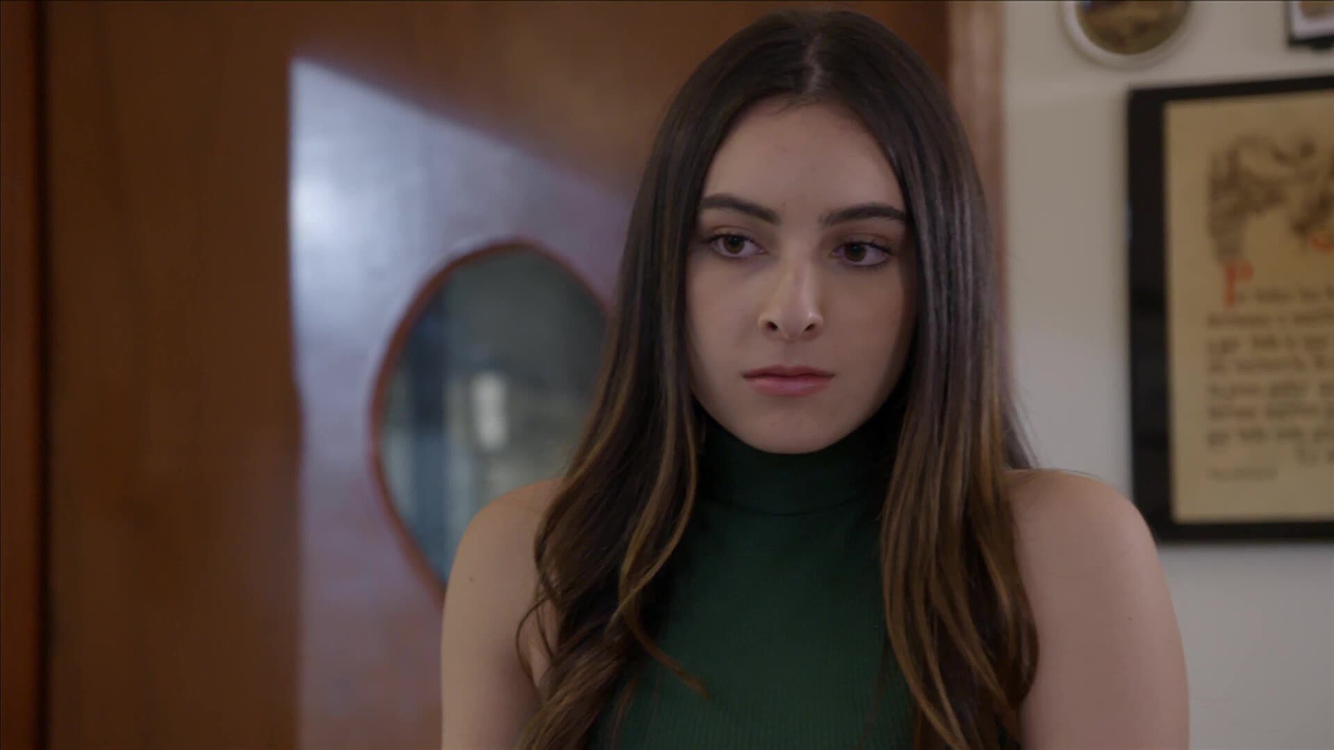 Marina se aleja del amor de su vida por culpa de su hermana en La Rosa ...