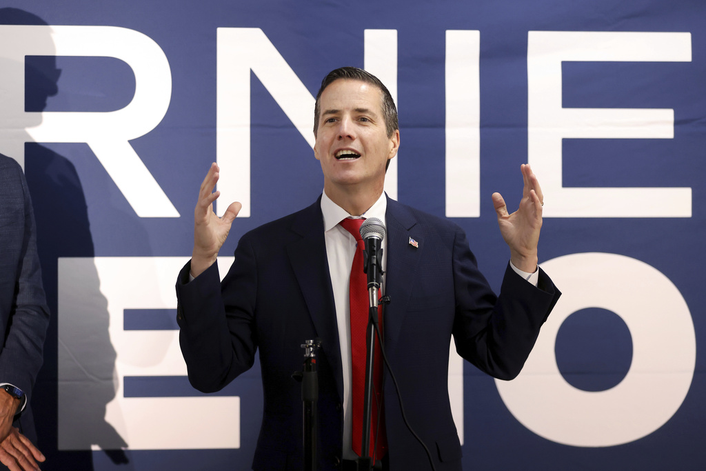 Quién es Bernie Moreno, el exvendedor de autos colombiano -y trumpista ...