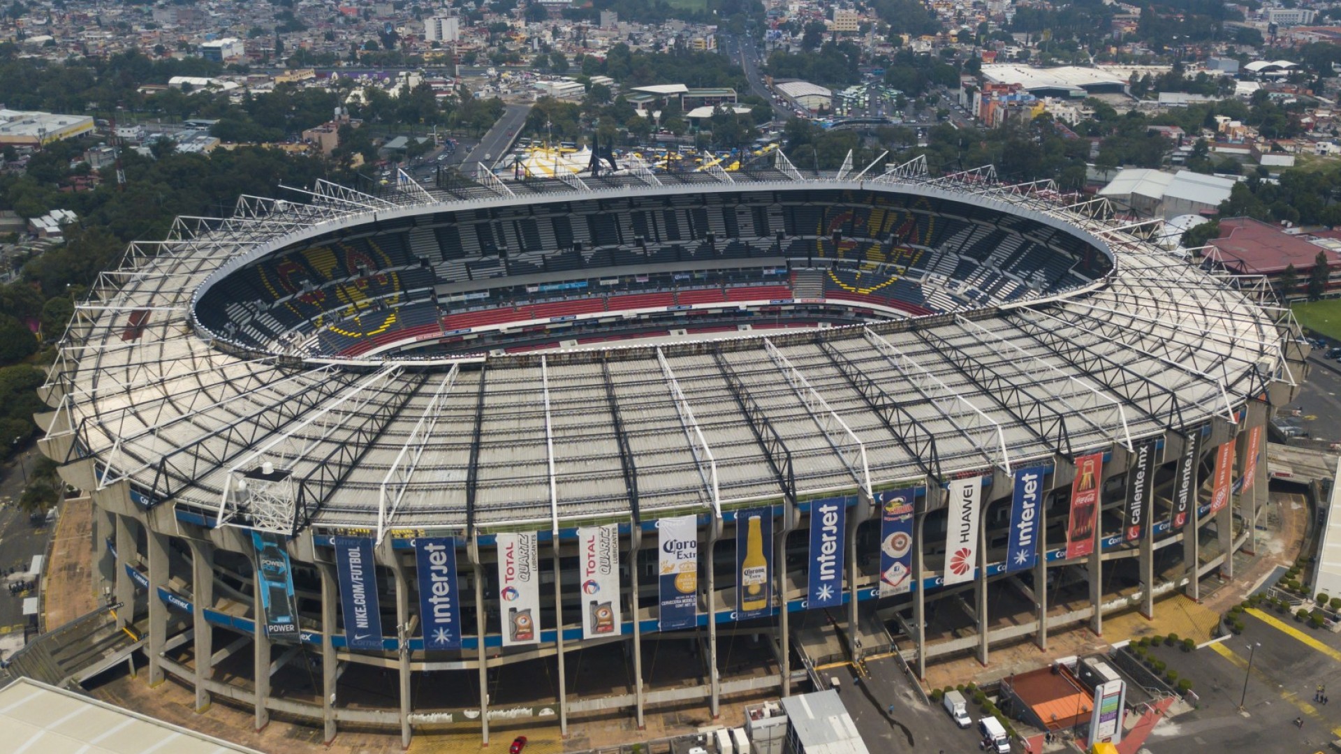 Comenzaron las instalaciones del césped híbrido en el Estadio Azteca ...