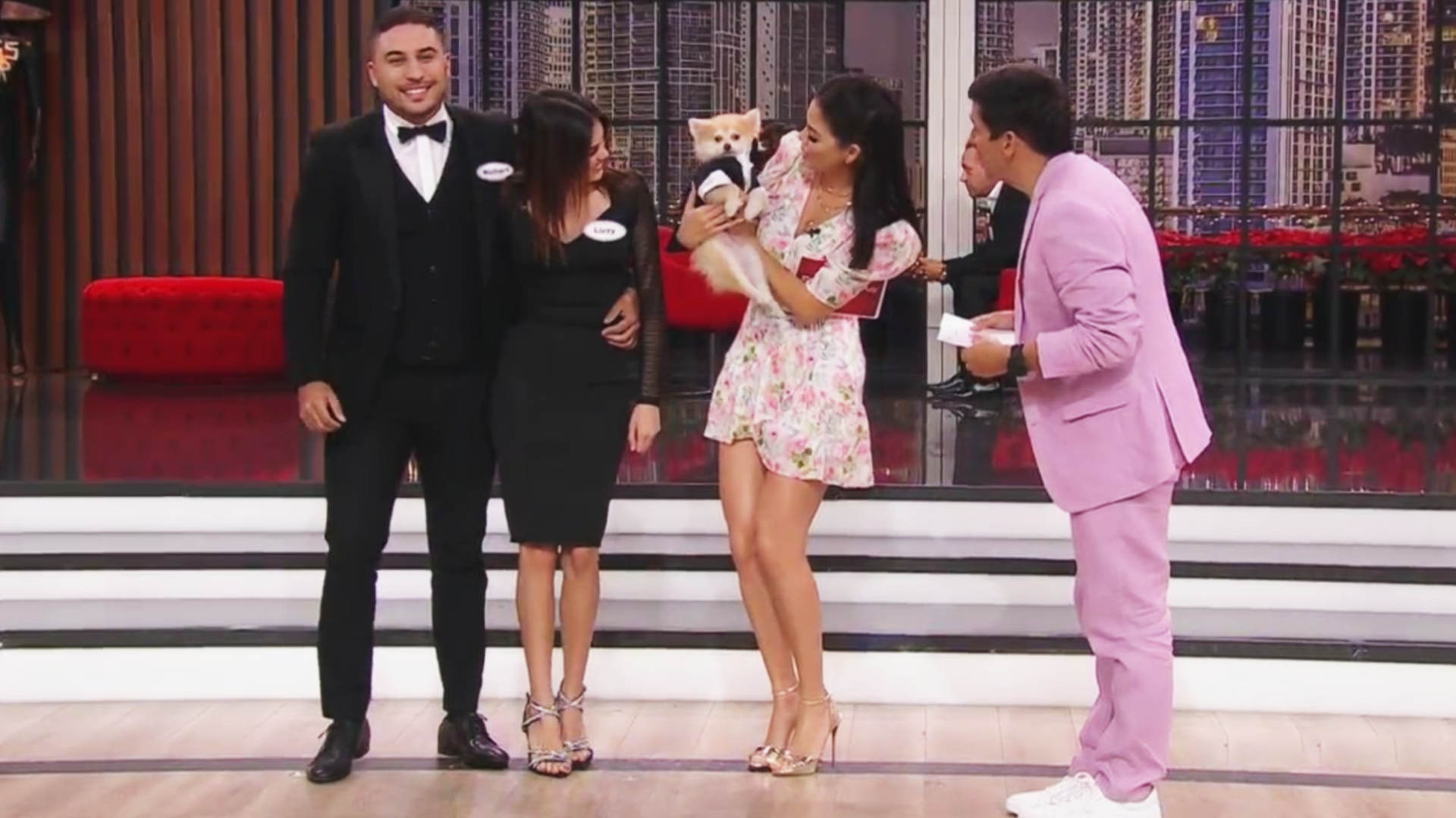 Lizzy y Richard regresaron para presentar a Chispito, el nuevo ...