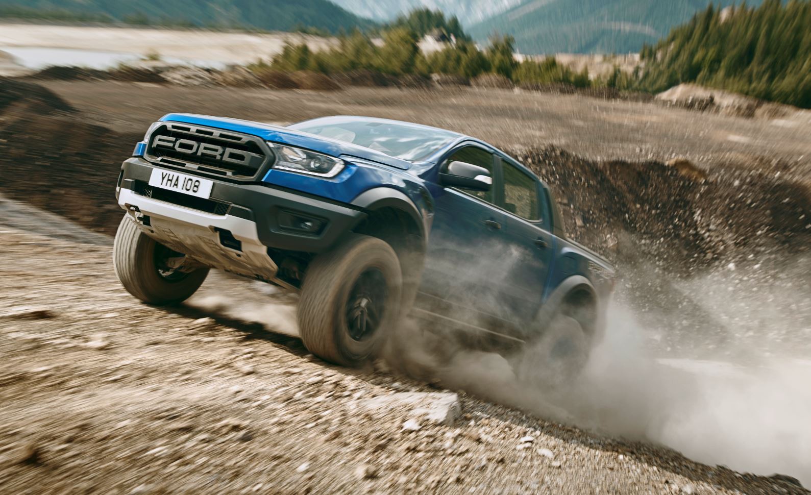 Más fotos e información sobre el Ford Ranger Raptor | A Bordo | Univision