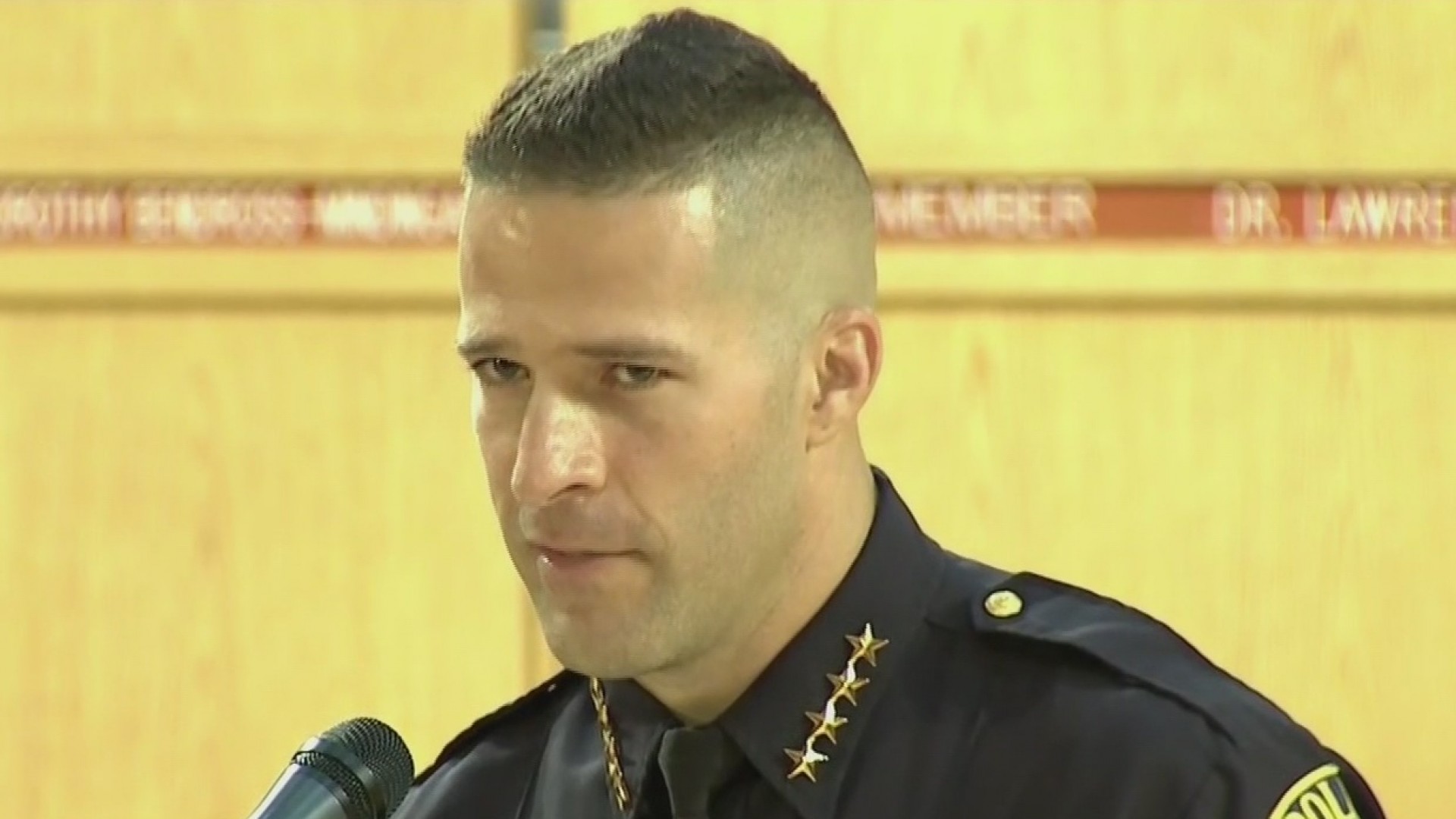 Edwin López, el primer hispano que asume la jefatura de la policía ...