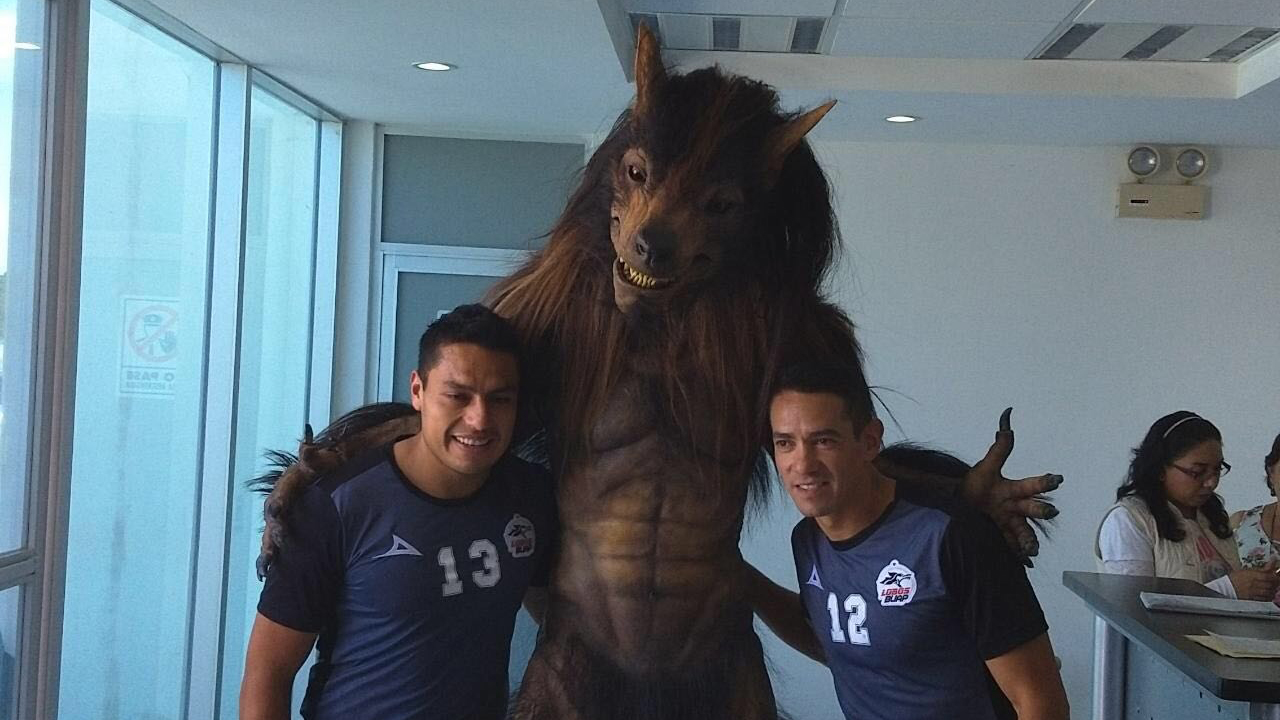 Lobos BUAP presenta su nueva mascota y las redes estallan en burlas ...