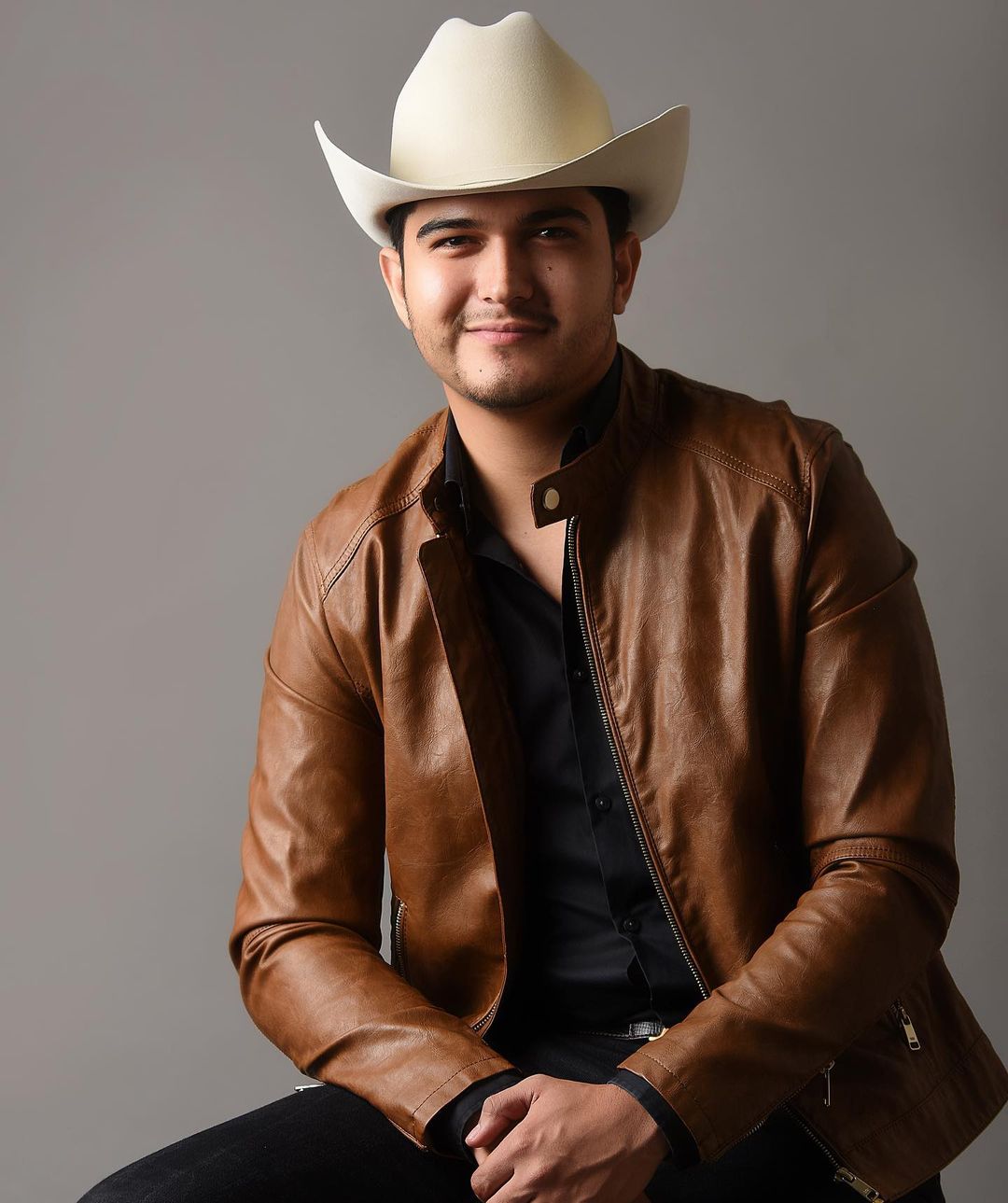 Ulices Chaidez lanza el video oficial del sencillo 'No Nos Tocaba' | Shows Bandamax Bandanews ...