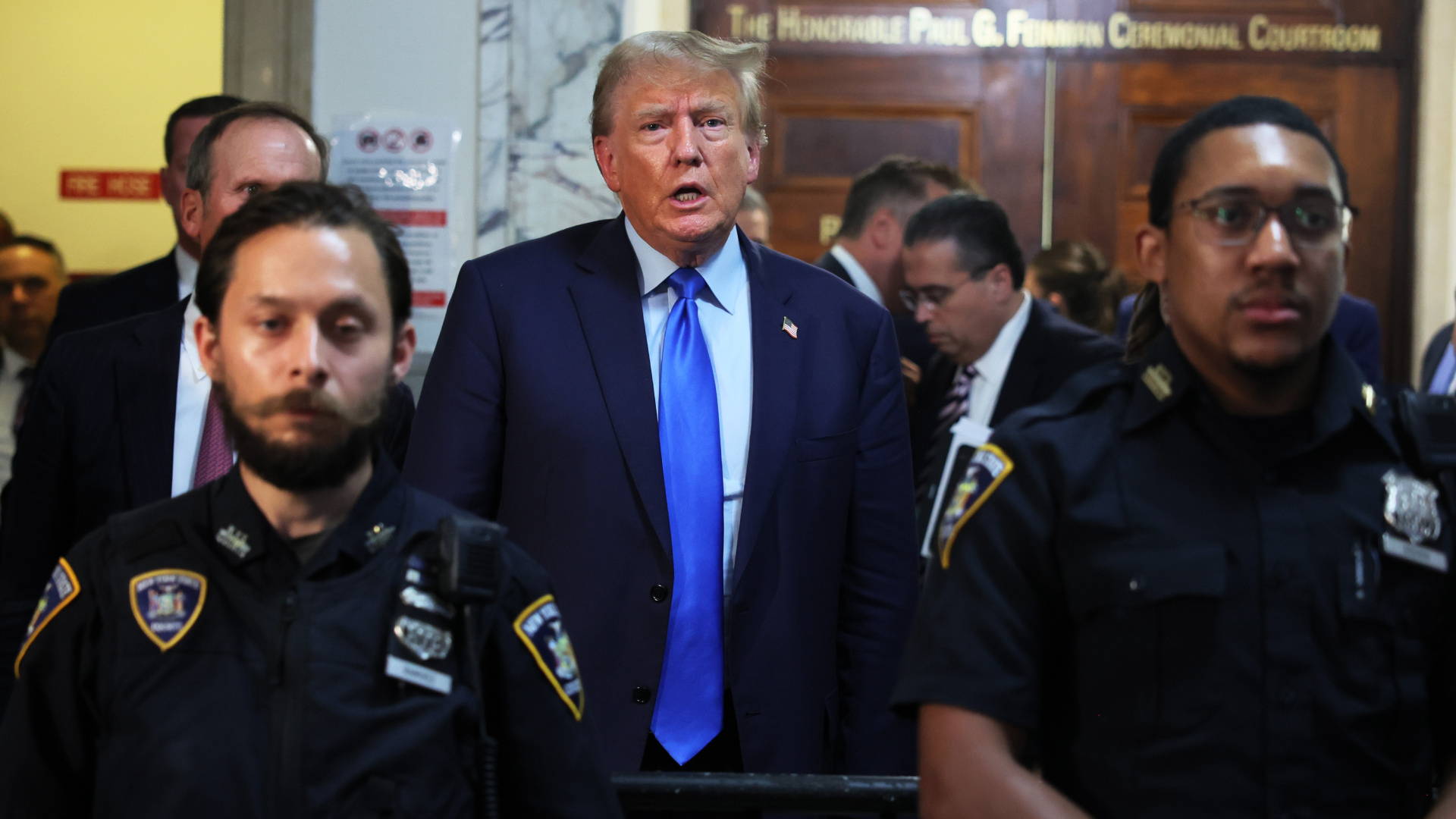 Trump se presenta en Nueva York para enfrentar un juicio civil: así lo ...