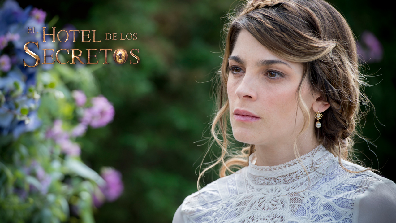 Irene Azuela Categoría Mejor Actriz Protagónica Premios Tv Y Novelas Univision