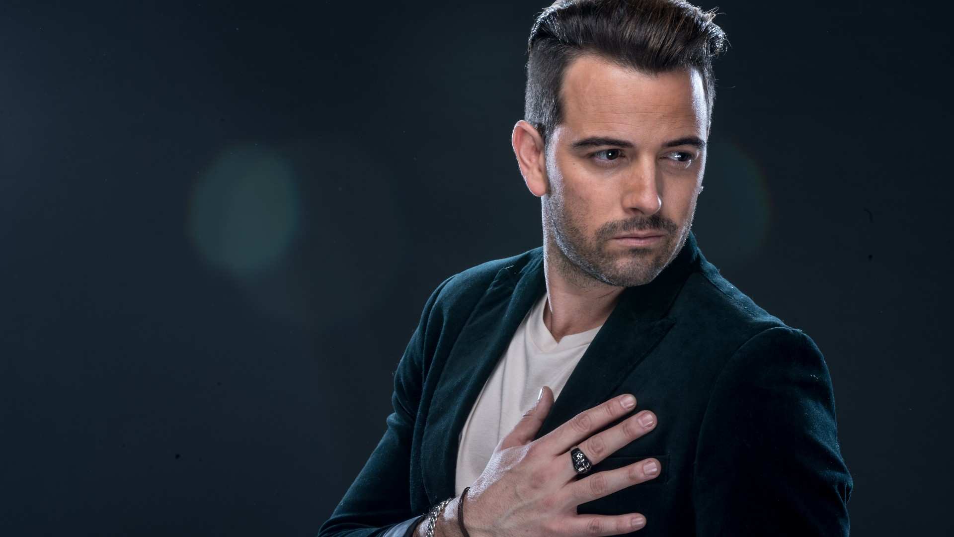 "Juanjo será el cómplice de la reina": Así describe Mane de la Parra a ...