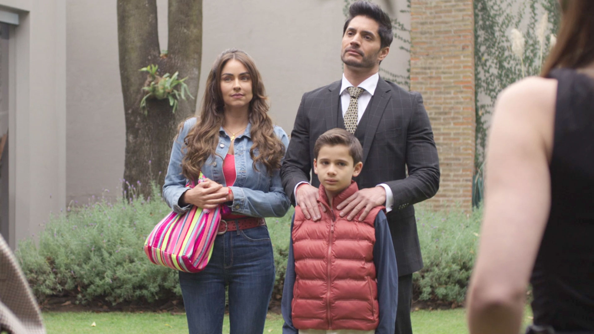 Elvira quiere controlar la vida de Esteban | Shows El amor no tiene ...