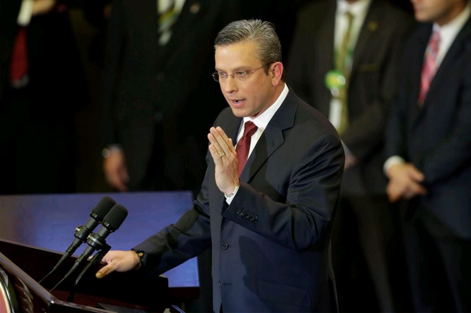 Insiste La Fortaleza en implantación del IVA | Univision Puerto Rico ...