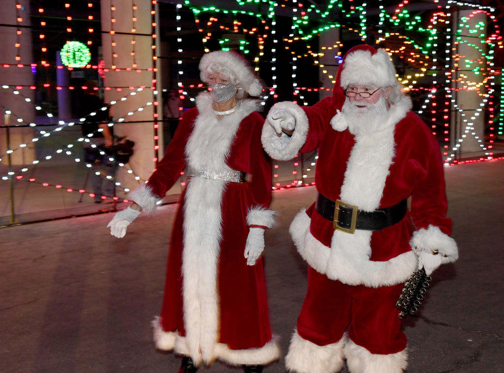 Santa Claus da positivo al covid-19 tres días después de haberse tomado ...