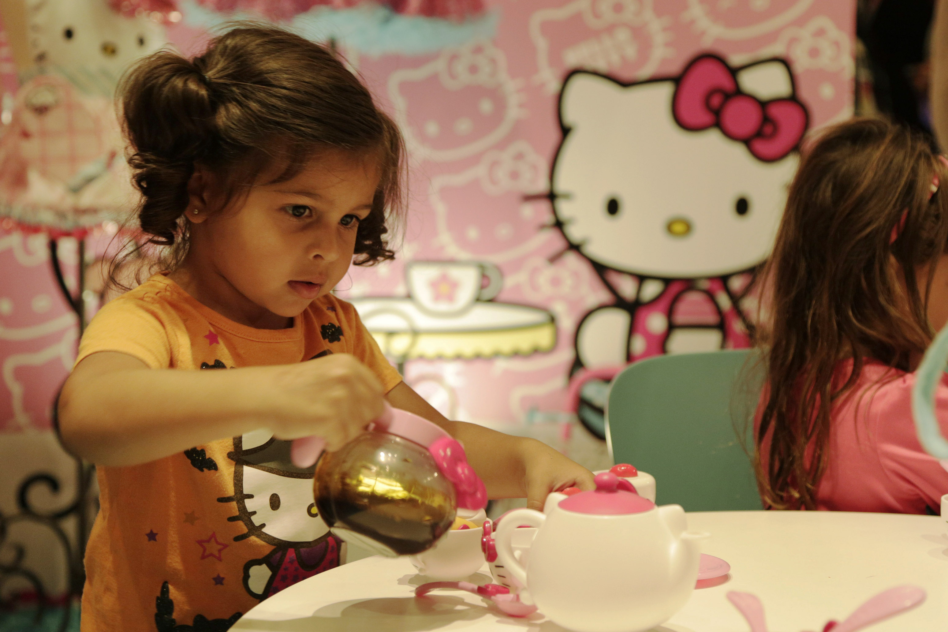 ¡Festival de Hello Kitty llega a Phoenix! | Univision Famosos | Univision