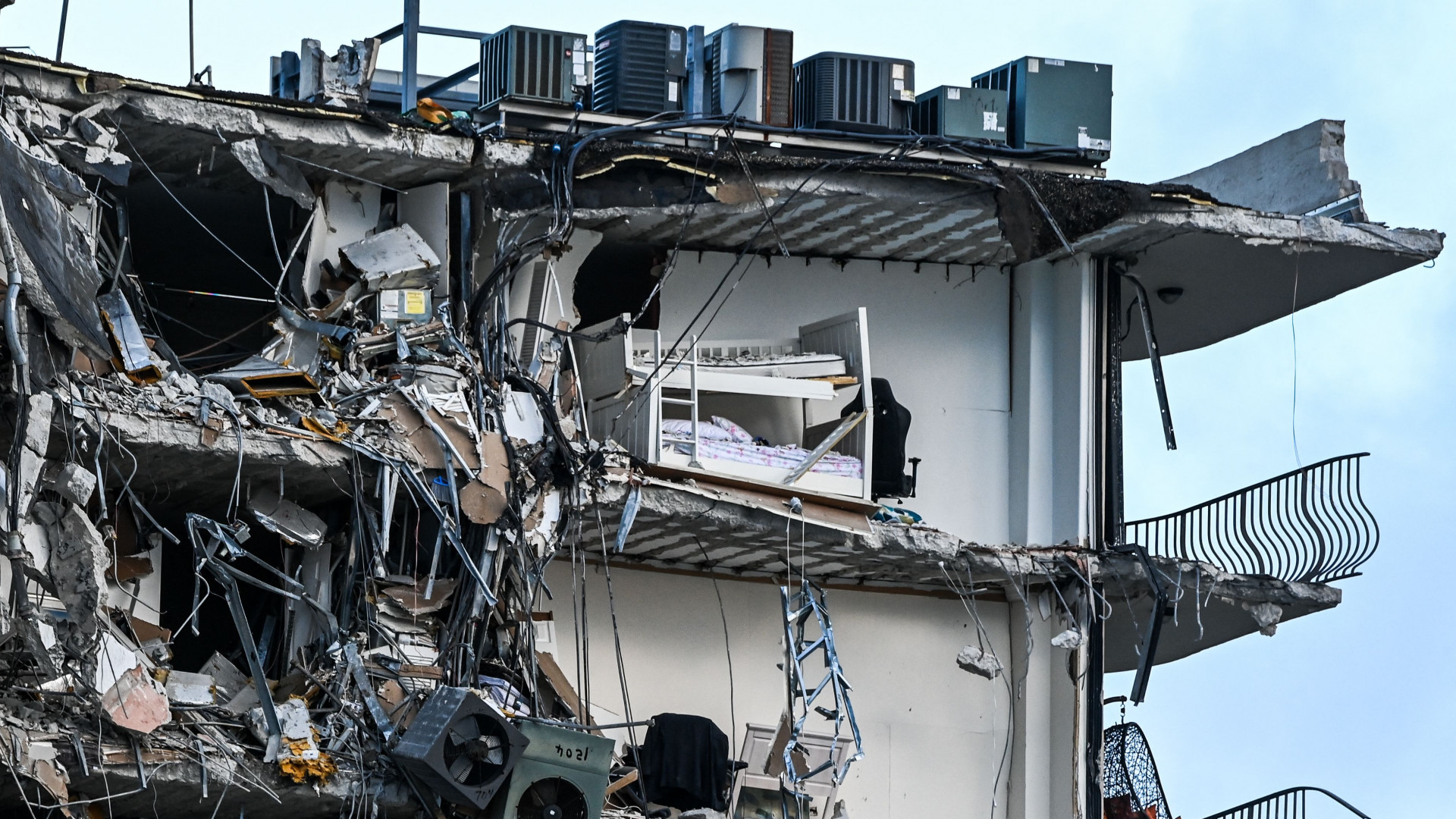 En vivo: así avanzan las labores de rescate tras colapso parcial de ...