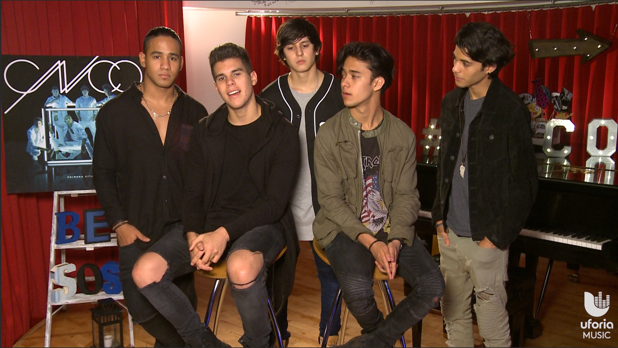 CNCO comenta ‘Primera Cita’ | Estaciones de Radio Música | Univision