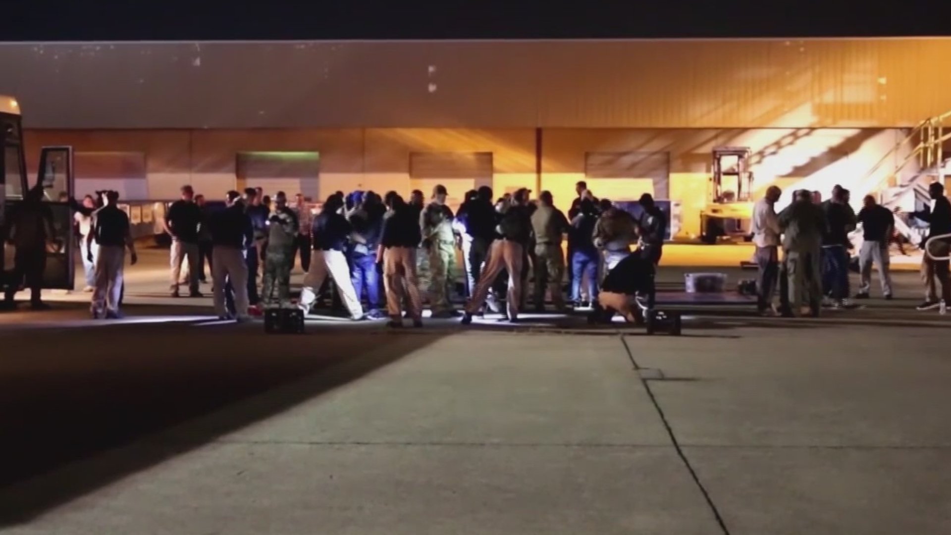 Ordenan mantener el Título 42: ¿qué significa para la comunidad ...