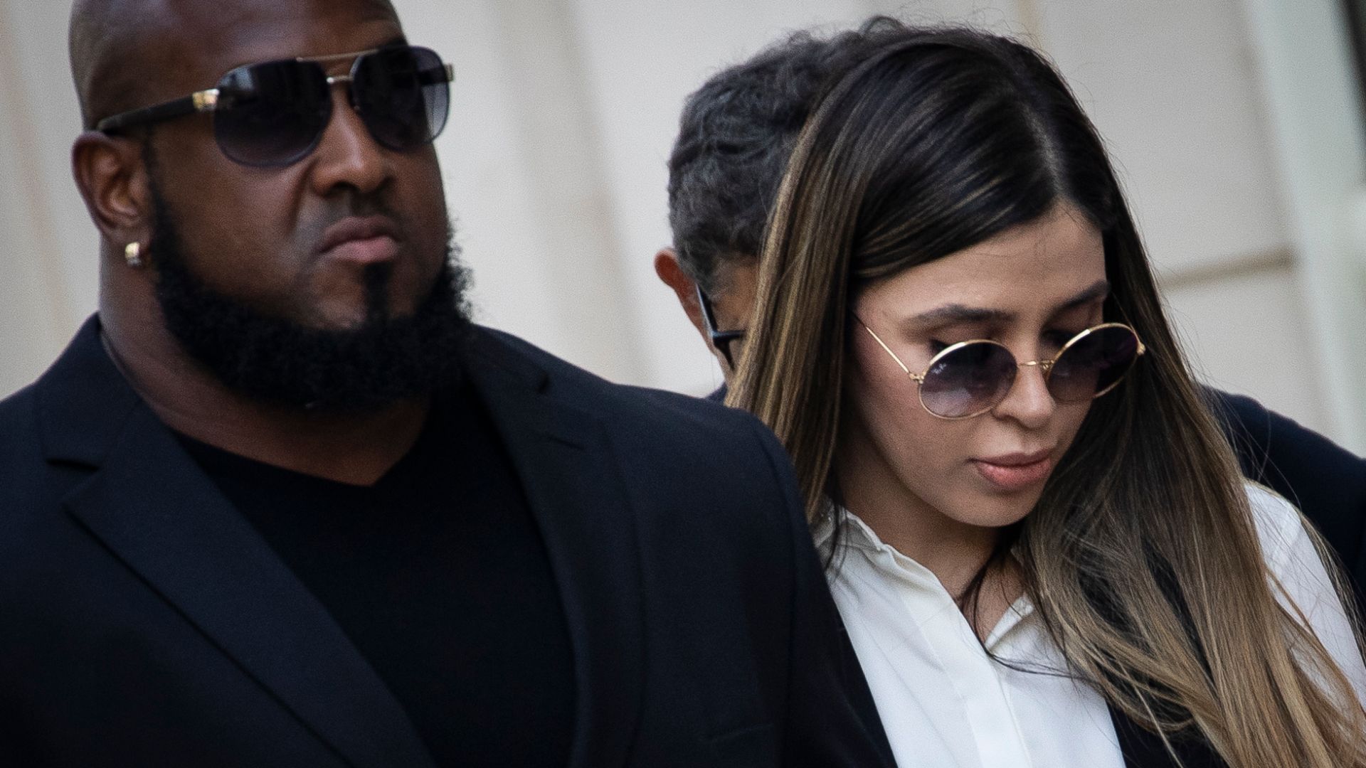 "La noté un poco nerviosa y perdida a la vez": abogada de Emma Coronel, esposa de El Chapo ...