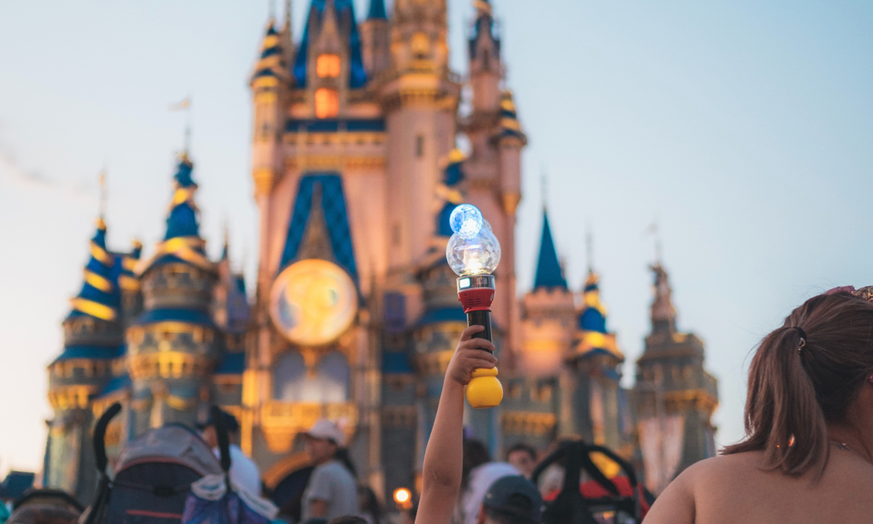 Nuevos representantes del distrito de Disney Reedy Creek inician con ...