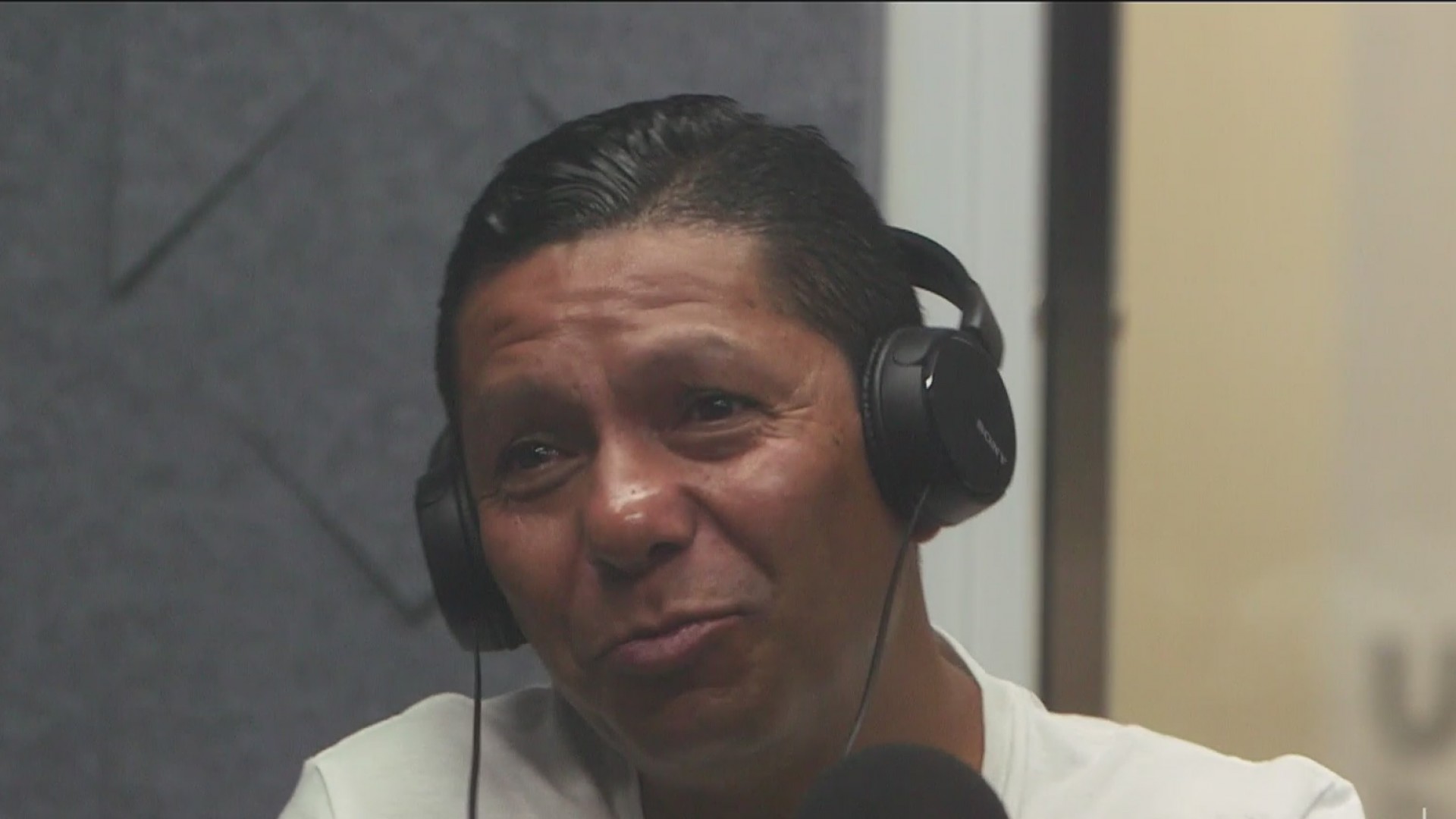 'Manolo' Martínez consoló a la 'reportera' del clima en Ecos ...