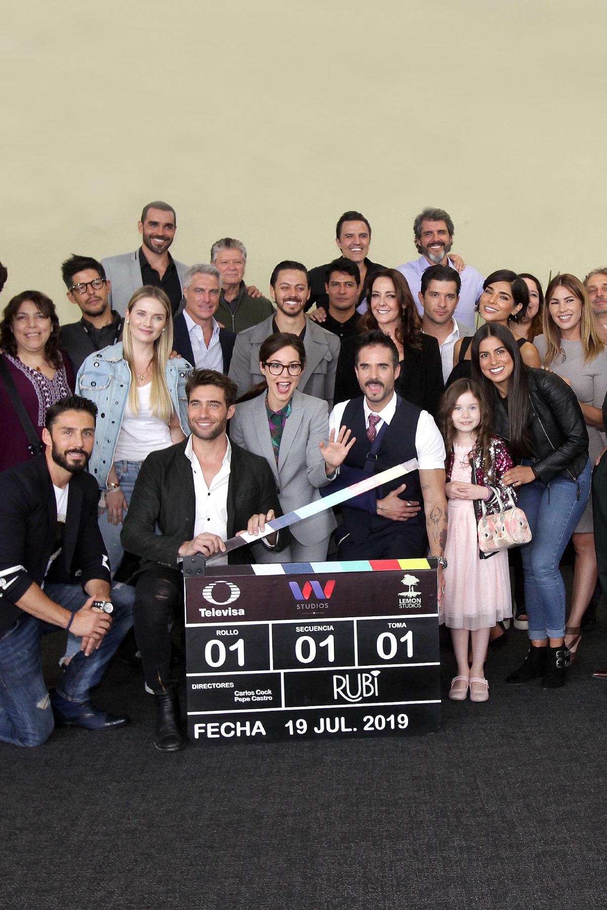 Tania Lizardo de ‘Rubí’ se compromete y presume su lujoso anillo | Las ...