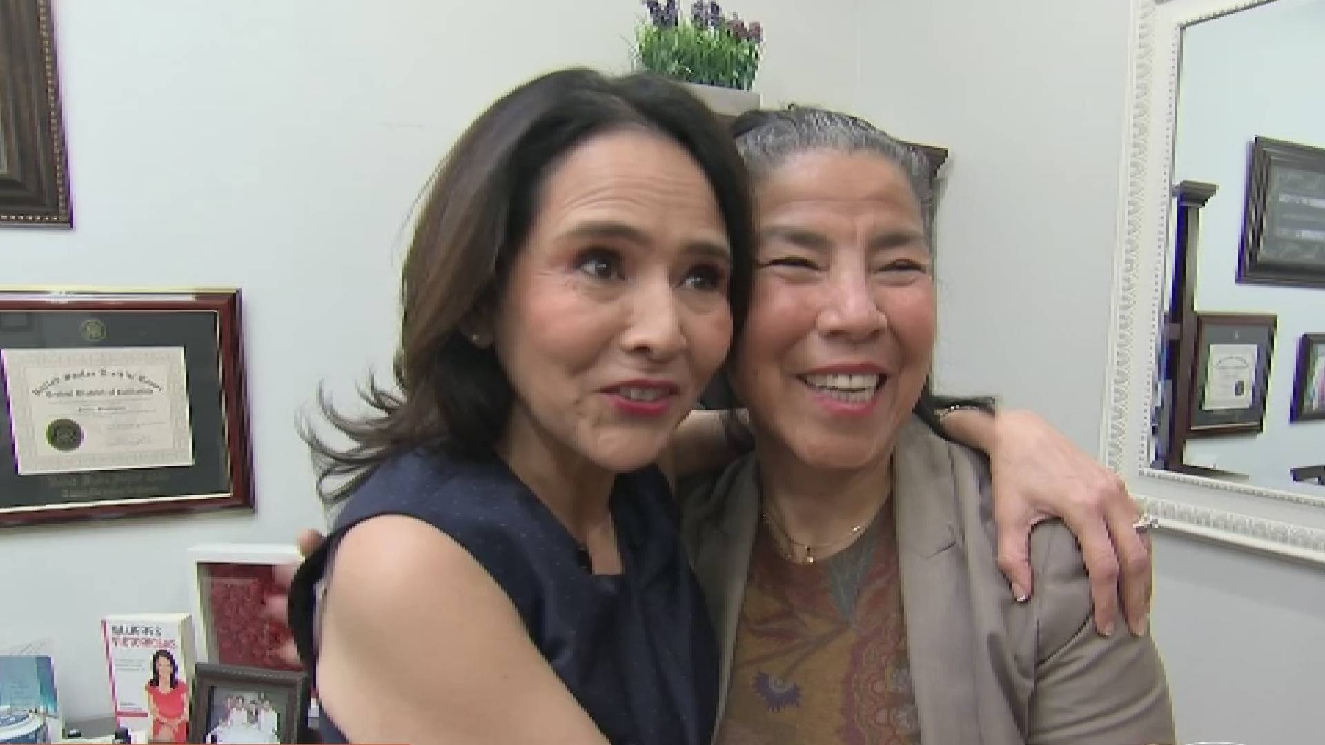 “A mantener familias unidas”: un día en la vida de la abogada de ...