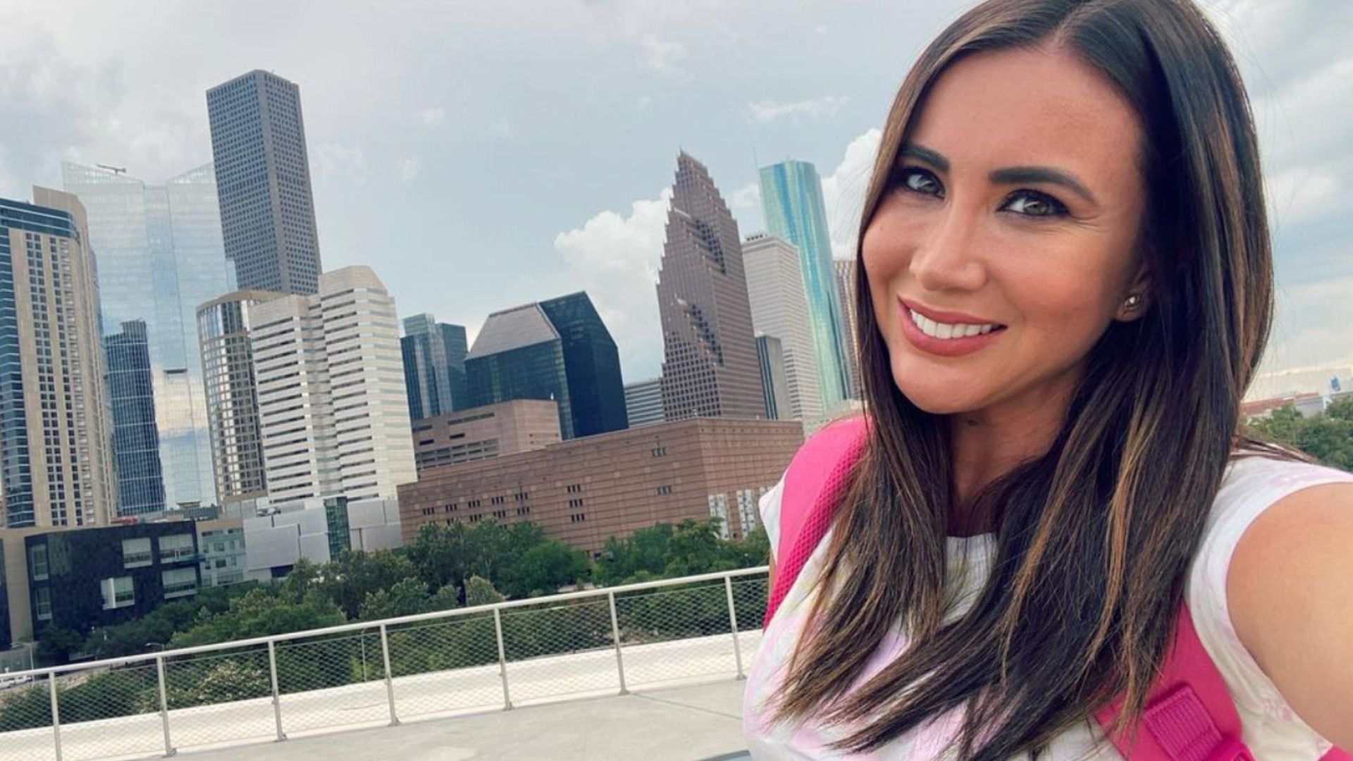 Mariazel enamora con pelo rosa con ayuda de app viral de IA | Shows ...