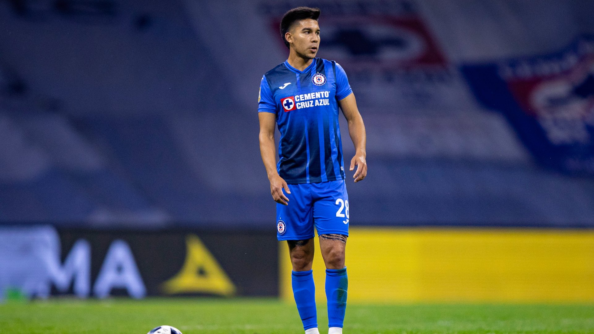 'Pol' Fernández se va a Argentina con futuro incierto en Cruz Azul ...