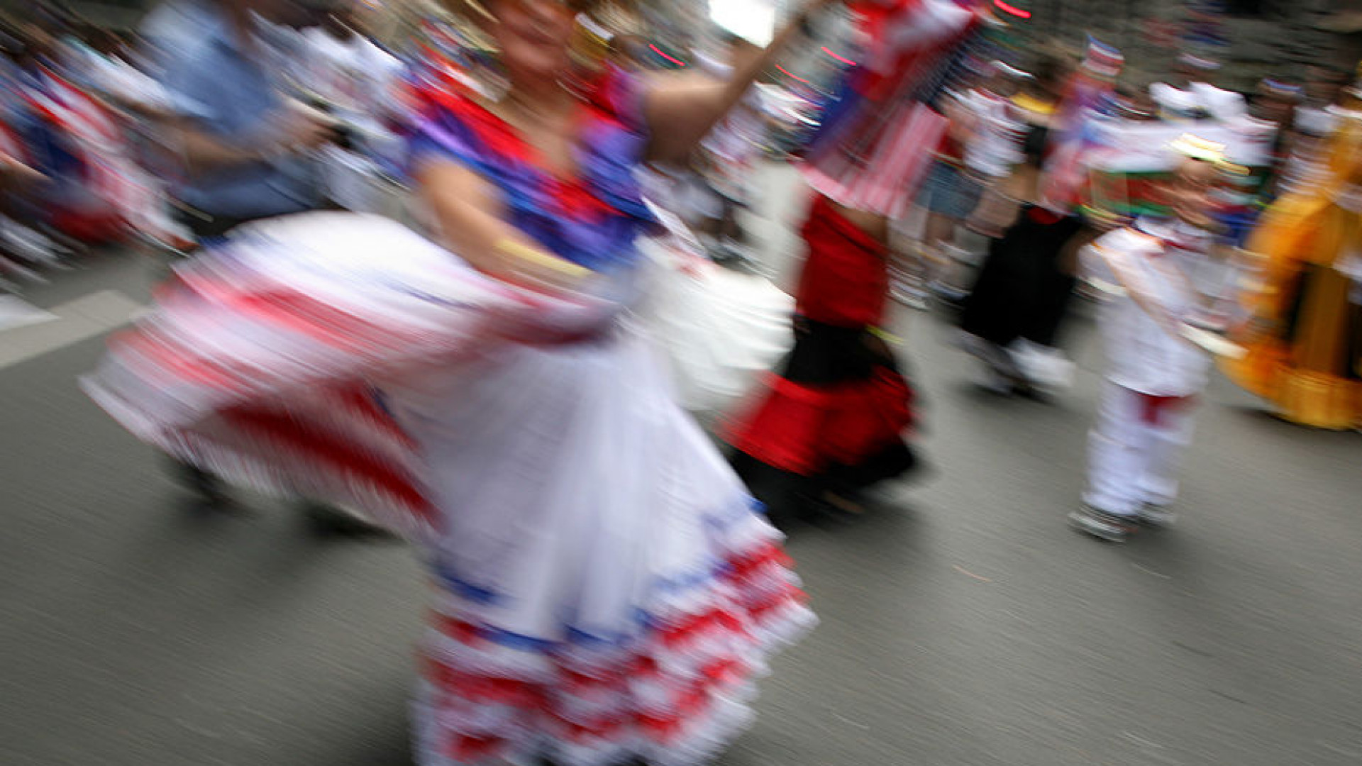 ¿Conoces la bomba? Este genero musical de Puerto Rico se toma Chicago ...