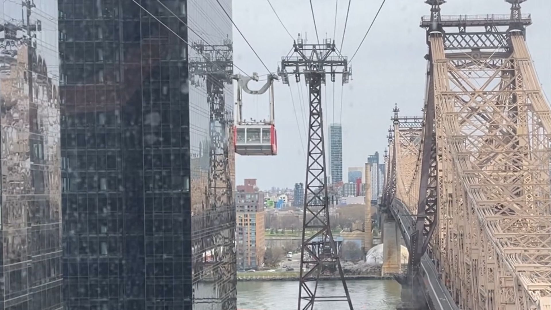 Turismo en Nueva York: El teleférico Roosevelt y uno de los mejores ...