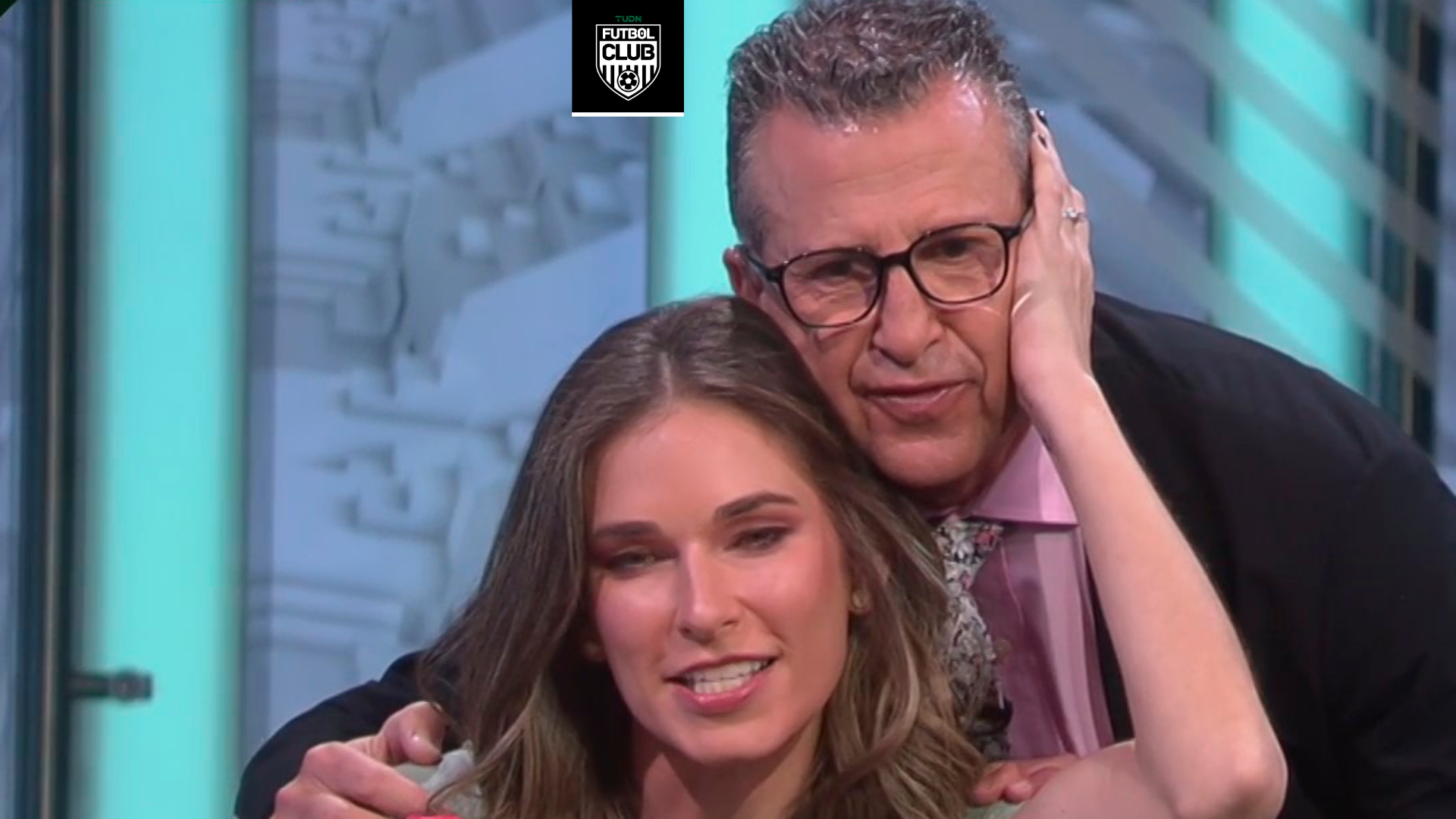 ¡Feliz cumpleaños, Carolina Weigend! Félix Fernández la sorprendió ...