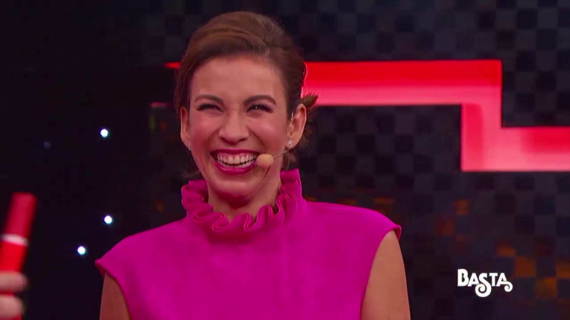 Juego exclusivo: Yurem fue descalificado porque le aventó un moco al Señor Justicia | Shows Me ...