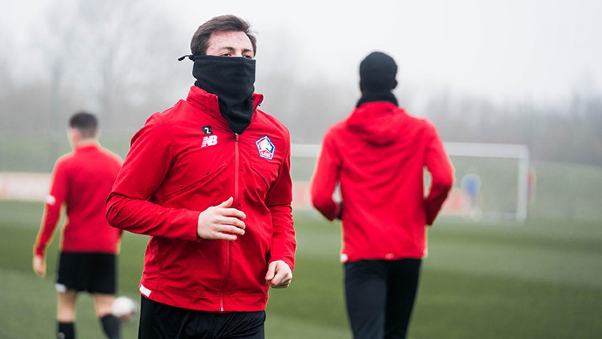Eugenio Pizzuto vuelve a los entrenamientos del Lille tras superar ...