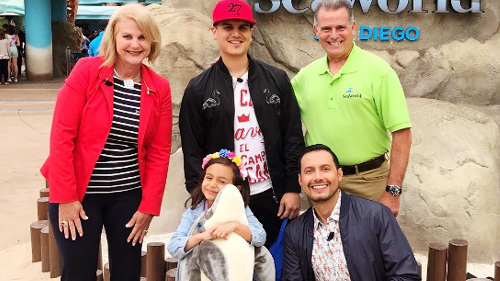 Régulo Caro y su hija disfrutaron de las nuevas atracciones de Sea ...