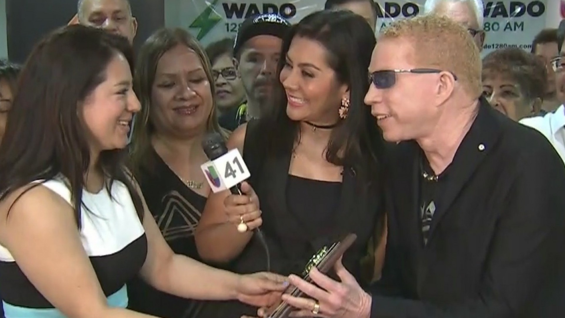 Cristina Pinzón al recibir el reconocimiento 'Ángeles del 41': "La ...