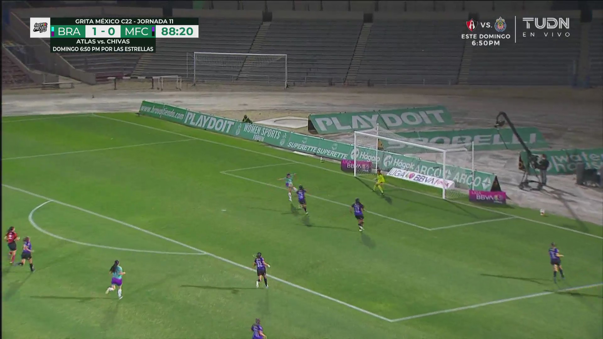 ¡El oso! Karen González no remata frente a Alondra Ubaldo | Deportes ...