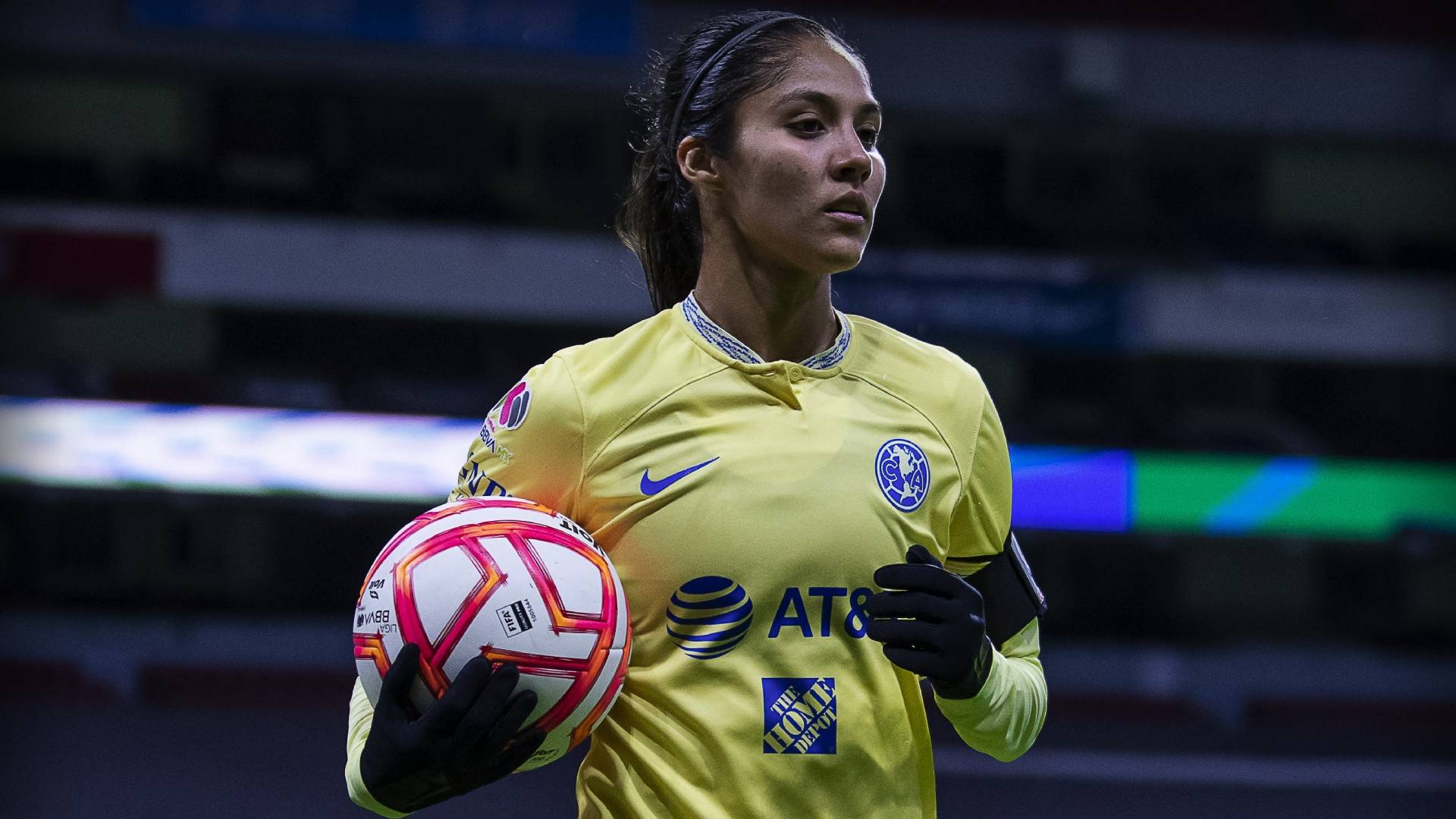 Alison González enfrenta su primer clásico como azulcrema | TUDN Liga ...