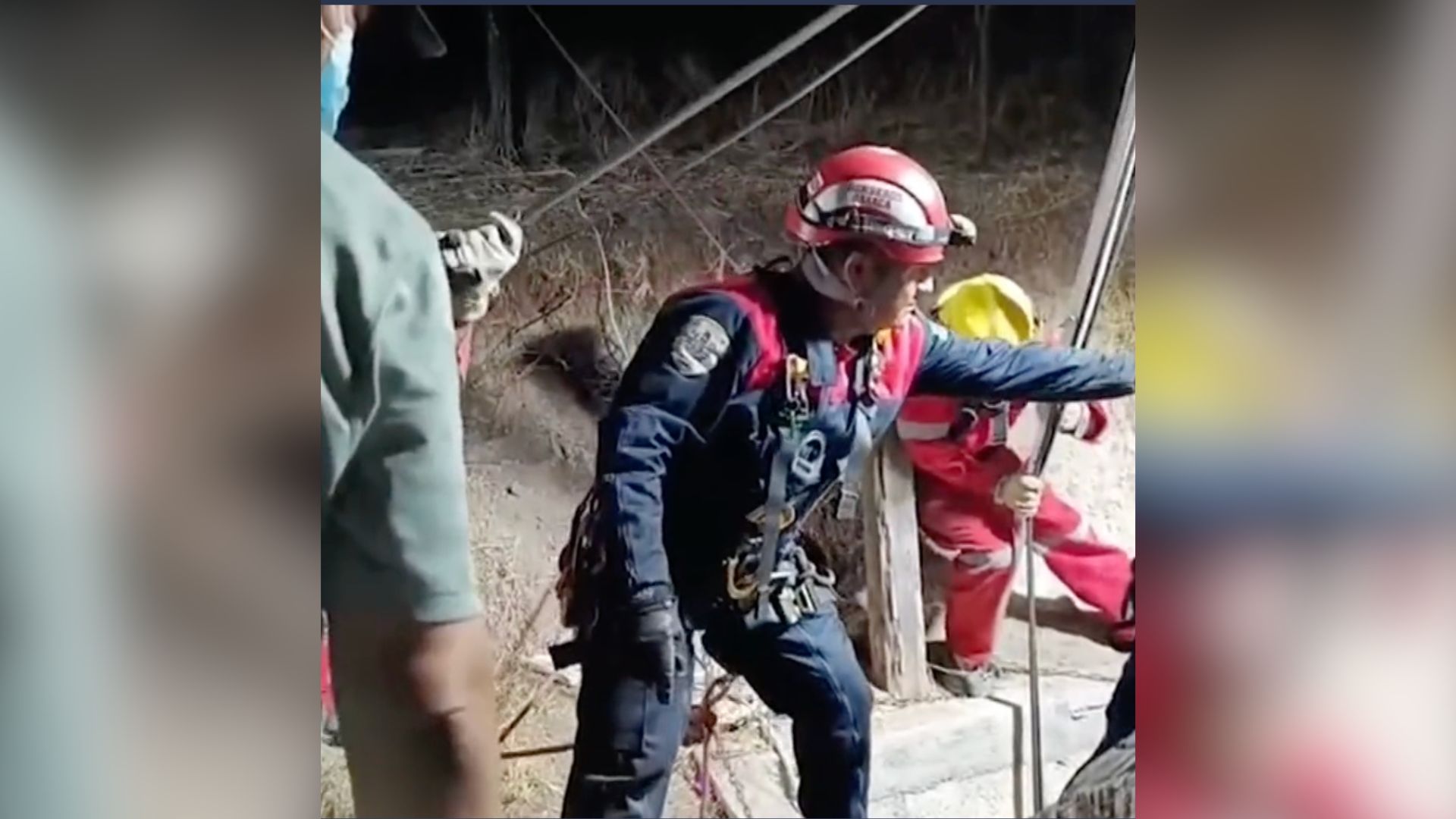 Rescate fallido deja seis personas muertas dentro de un pozo en México ...