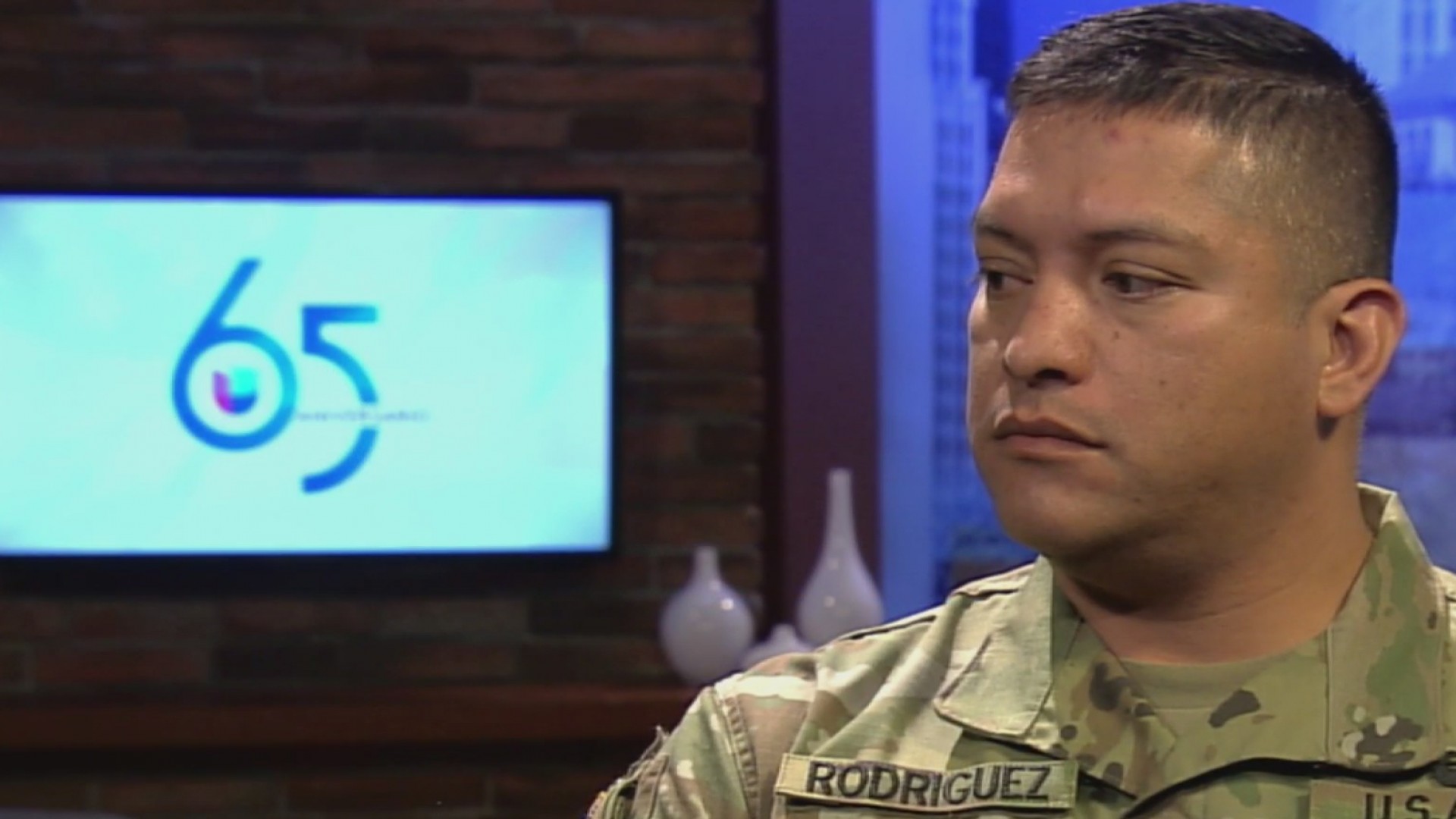 Univision 41 celebra la representación hispana en el ejército | Video ...