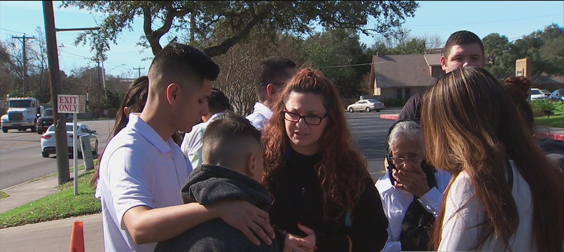 Familiares y seres queridos dan el último adiós al menor que murió atropellado en Navidad ...