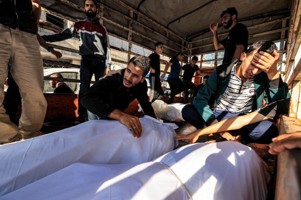 Guerra Israel Hamas Lo Que Se Sabe De La Explosión En Un Hospital De Gaza Noticias Univision