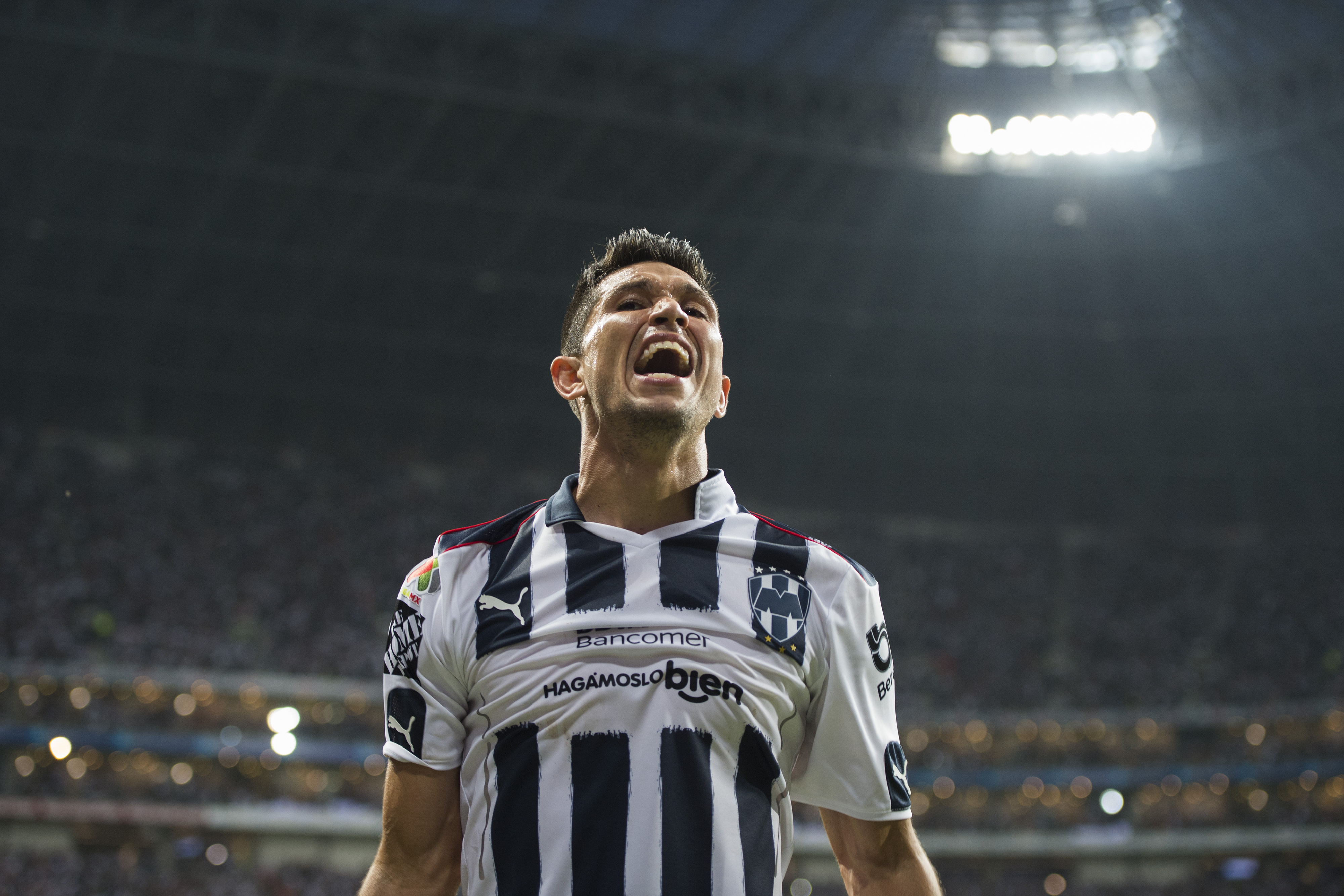 Los Rayados se llevan el Clásico Regio | TUDN Fútbol | TUDN