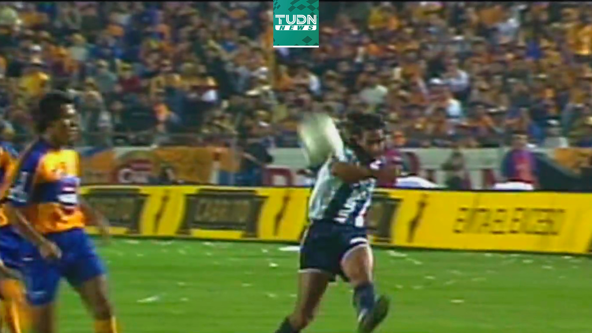 ¡Inicio de la rivalidad! El bombazo de Silvani que dio el título a ...