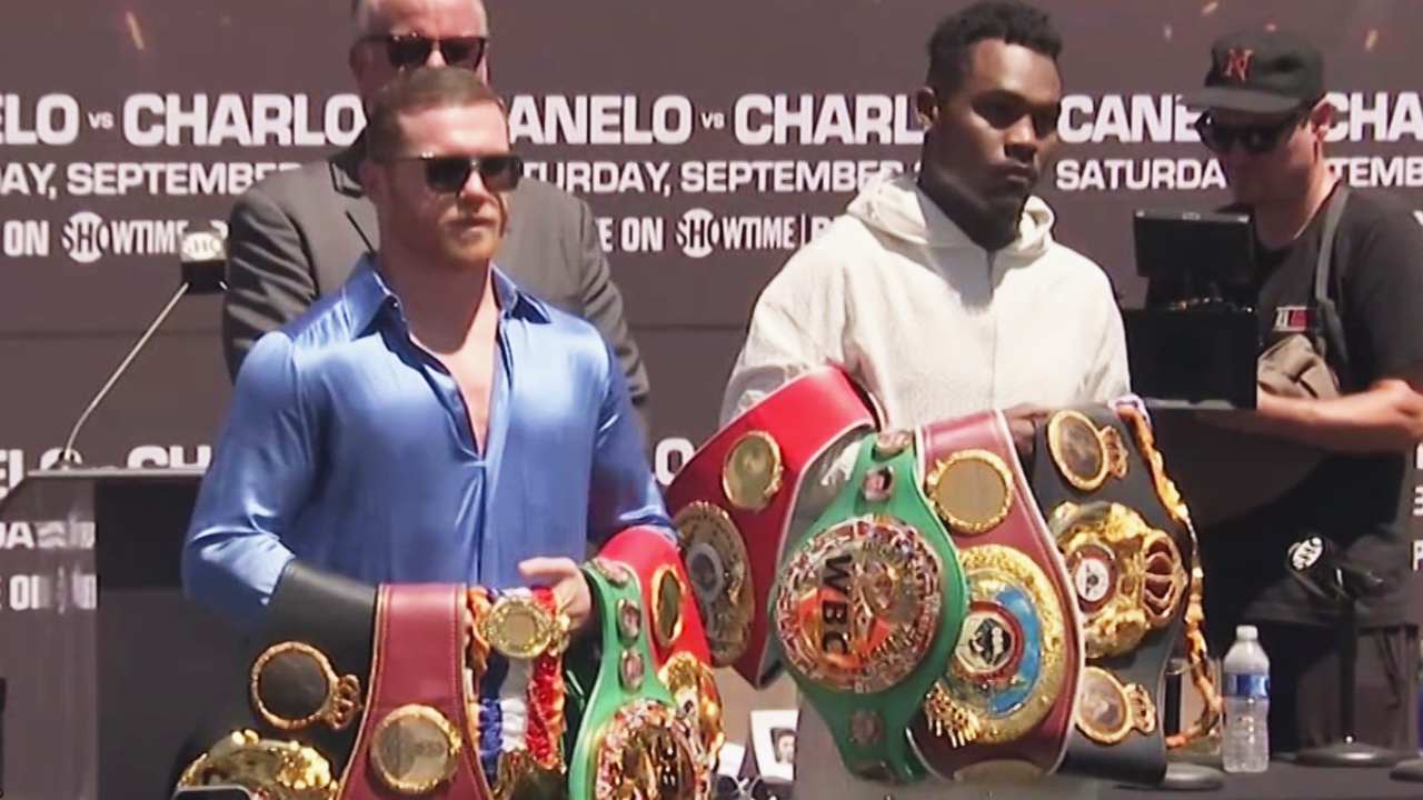 ‘El Canelo’ Álvarez declaró que el tamaño no importa y se siente ...