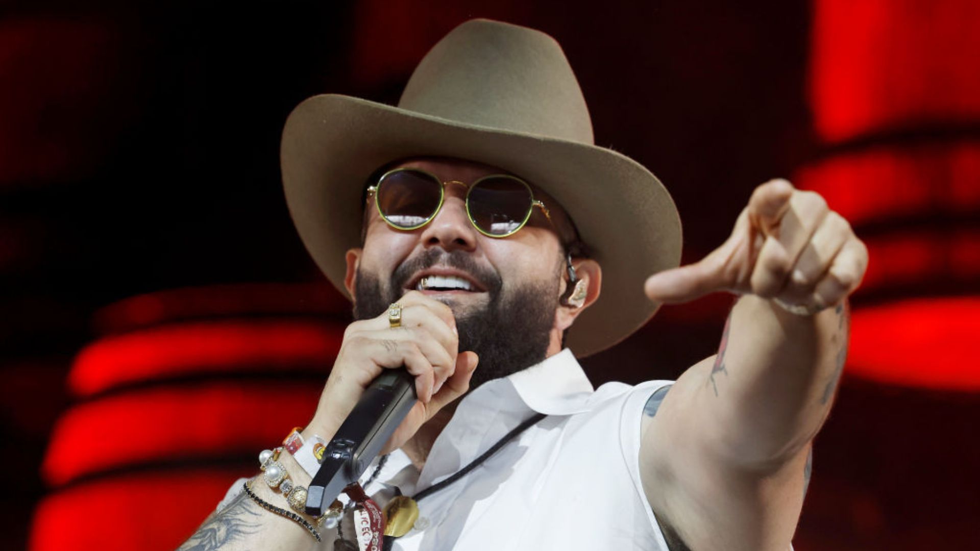 Carin Leon fue telonero de los Rolling Stones el día de ayer | Shows ...