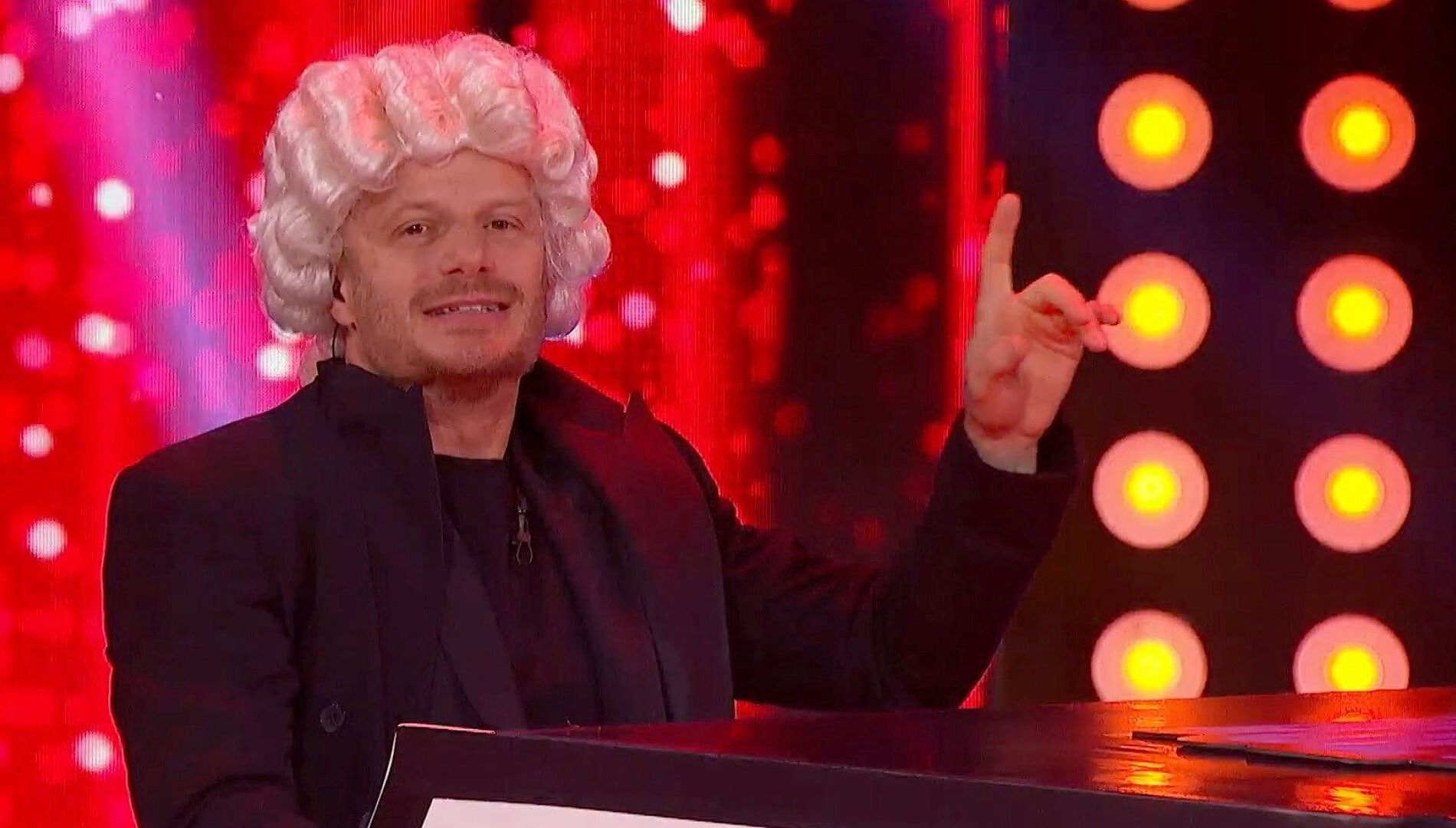 Facundo se convierte en todo un pianista para descubrir al farsante ...