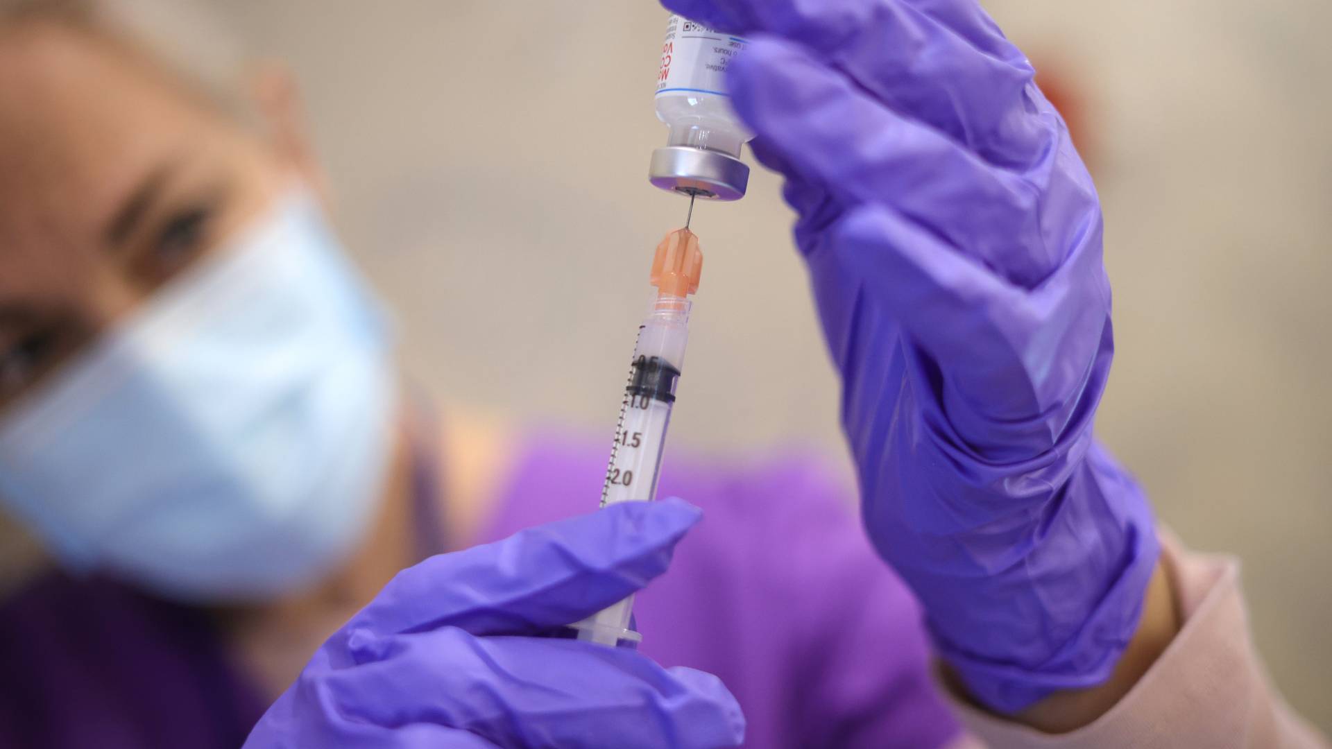 ¿Covid, influenza o gripe? Experto recuerda importancia de la vacuna y ...