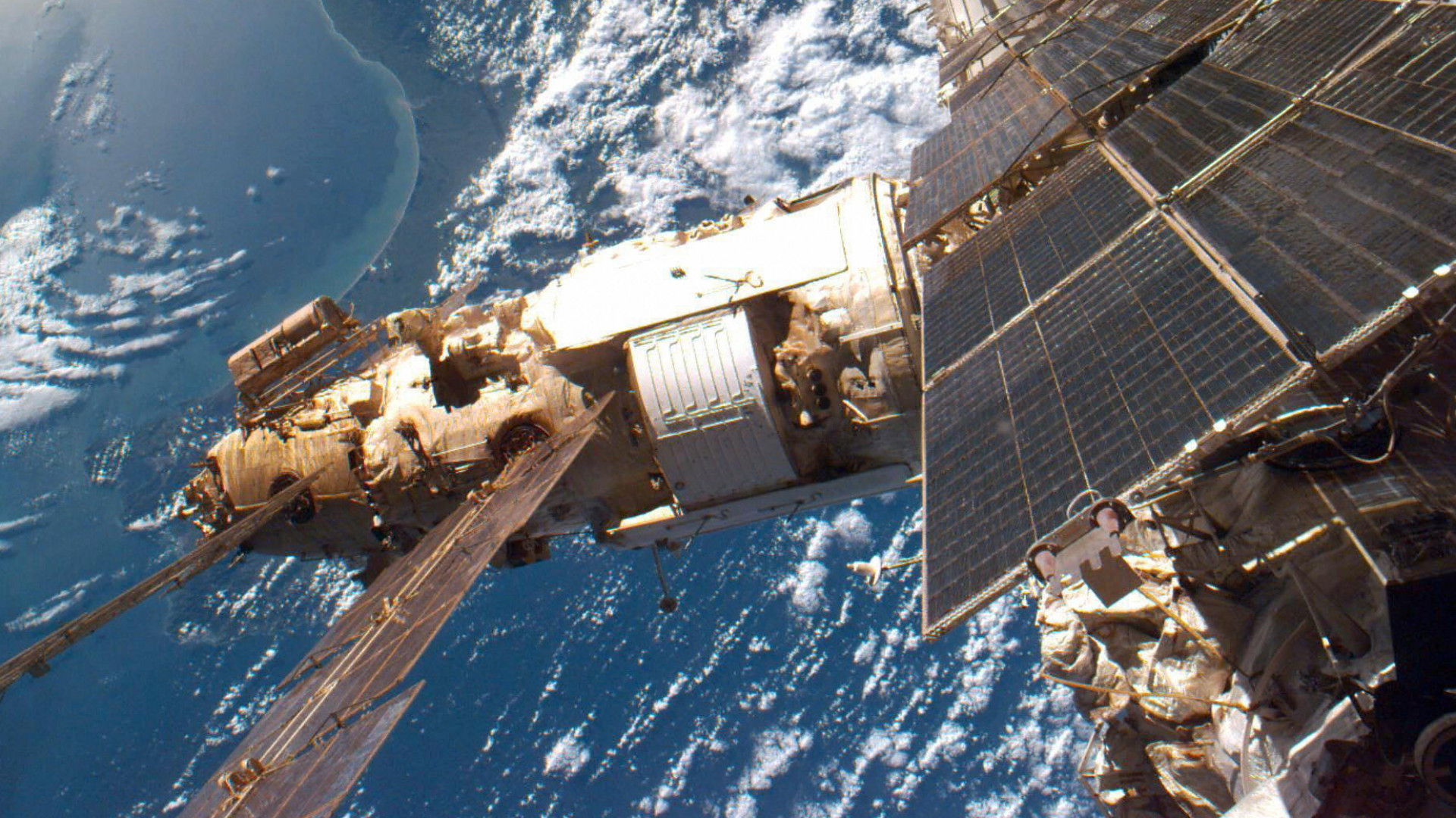 Rusia destruye un satélite espacial con un misil y dispara las alarmas ...